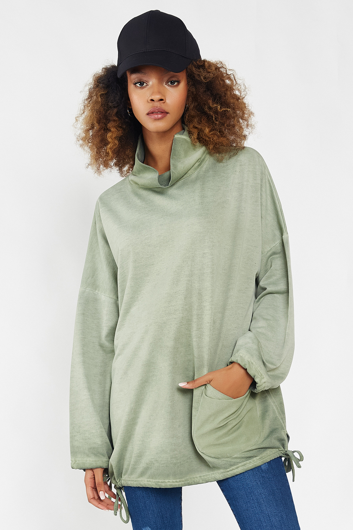 Hopoi Kadın Degaje Yaka Yıkamalı Sweatshirt - Fiyatı, Yorumları