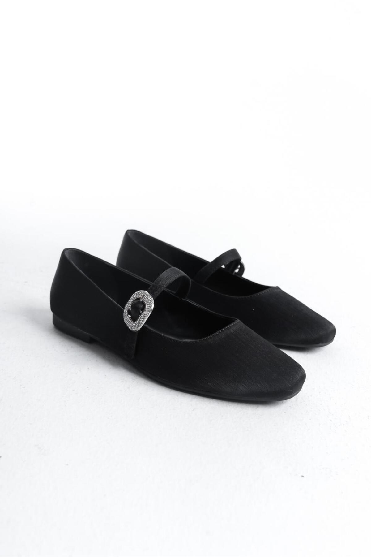 SOLEA SHOES Kadın Parlak Taşlı Babet - Fiyatı, Yorumları