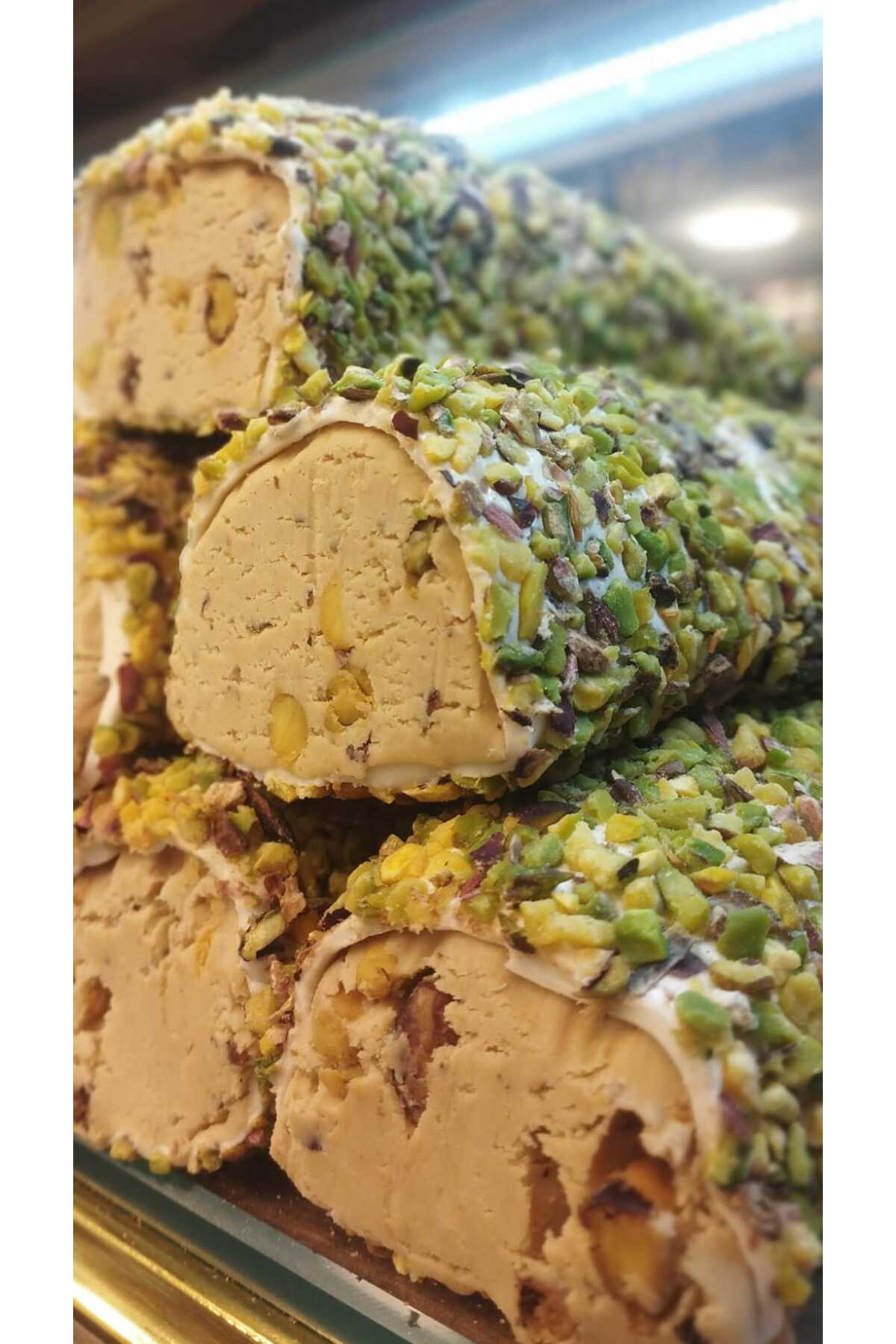 Royal Sweets Antep Fıstıklı Sarma Lokum 1KG – Çifte Fıstıklı Lüks Türk ...