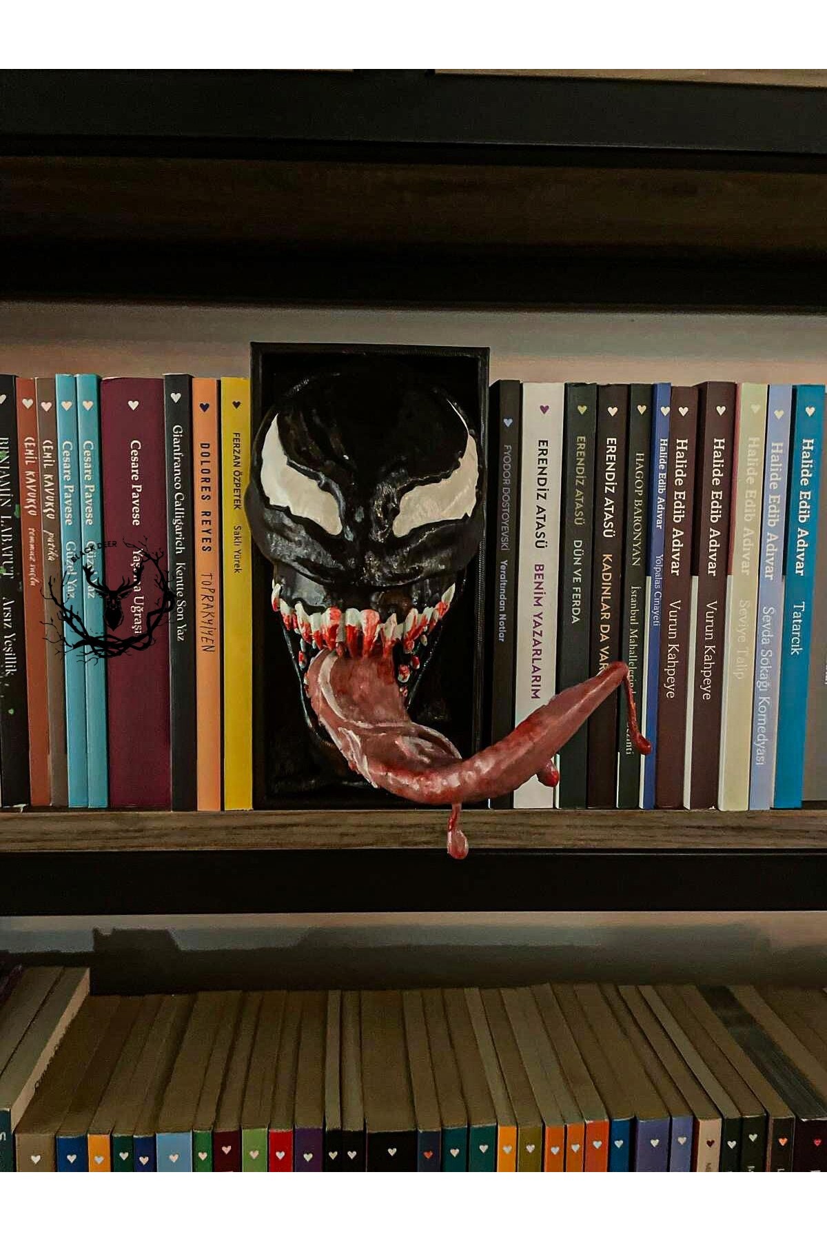 hayatvesanat Venom / Kitaplık Figürü / Kitap Tutucu - Fiyatı, Yorumları