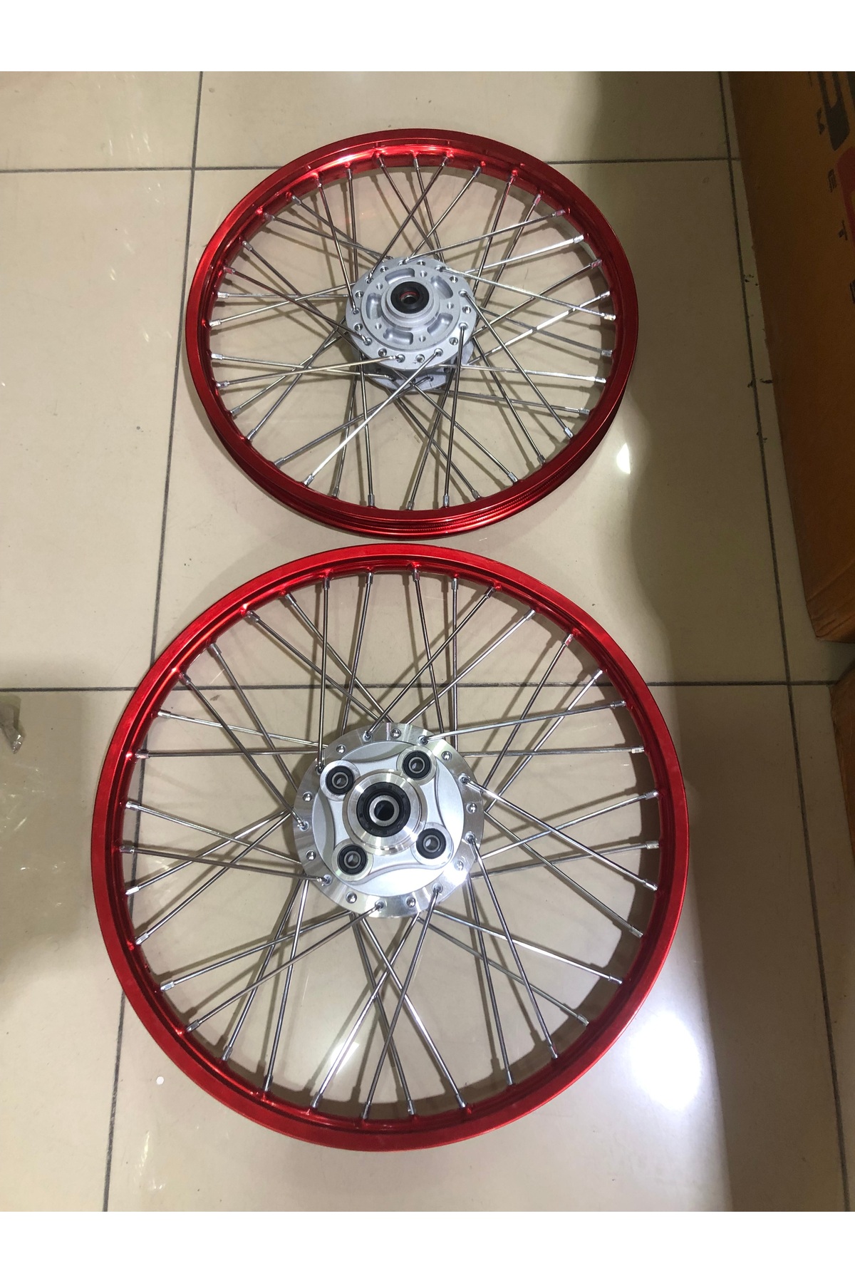 MaxiPar CG KÜBA FALCON ÖN JANT 1.20/17 DİSKLİ ARKA 1.20/19 JANT KIRMIZI ...