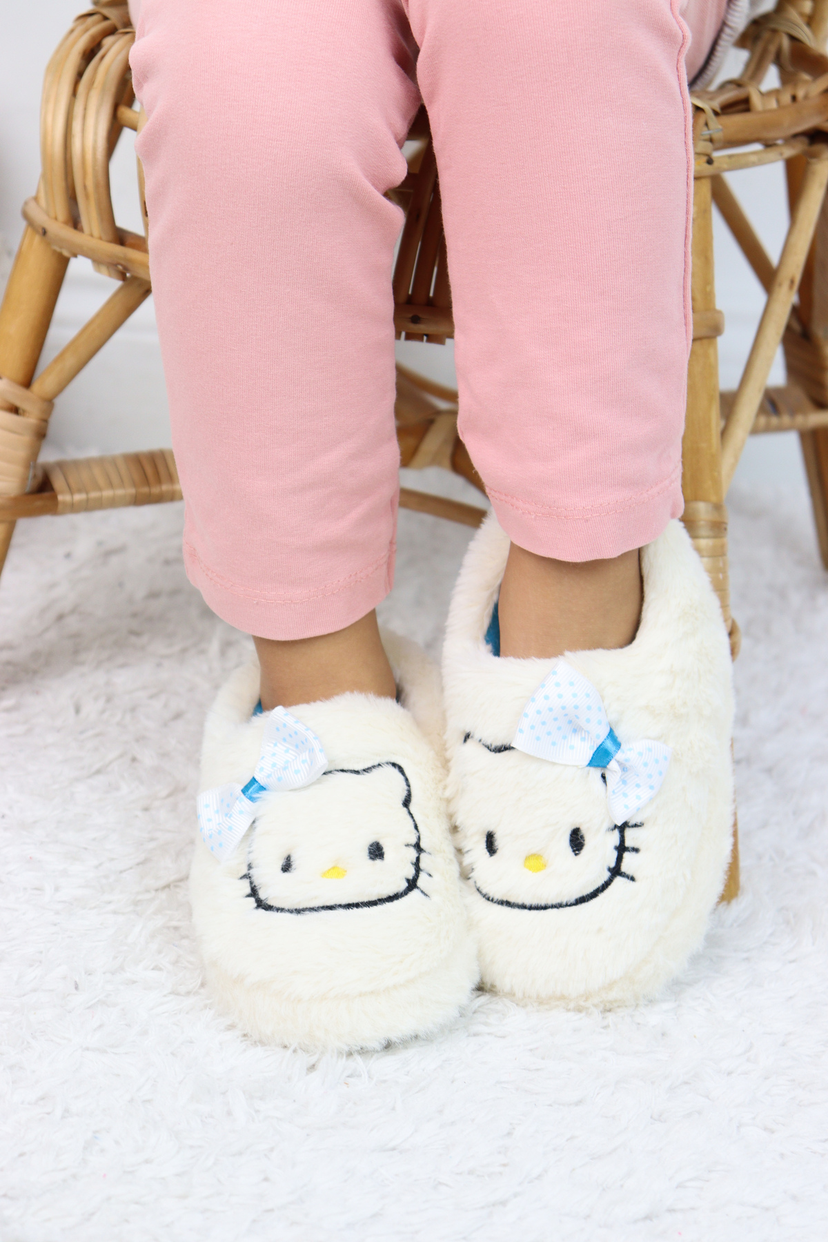 Aiw Hello Kitty Kedi Figürlü Sevimli Peluş Panduf Mavi-Anaokulu,Kreş,Ev ...