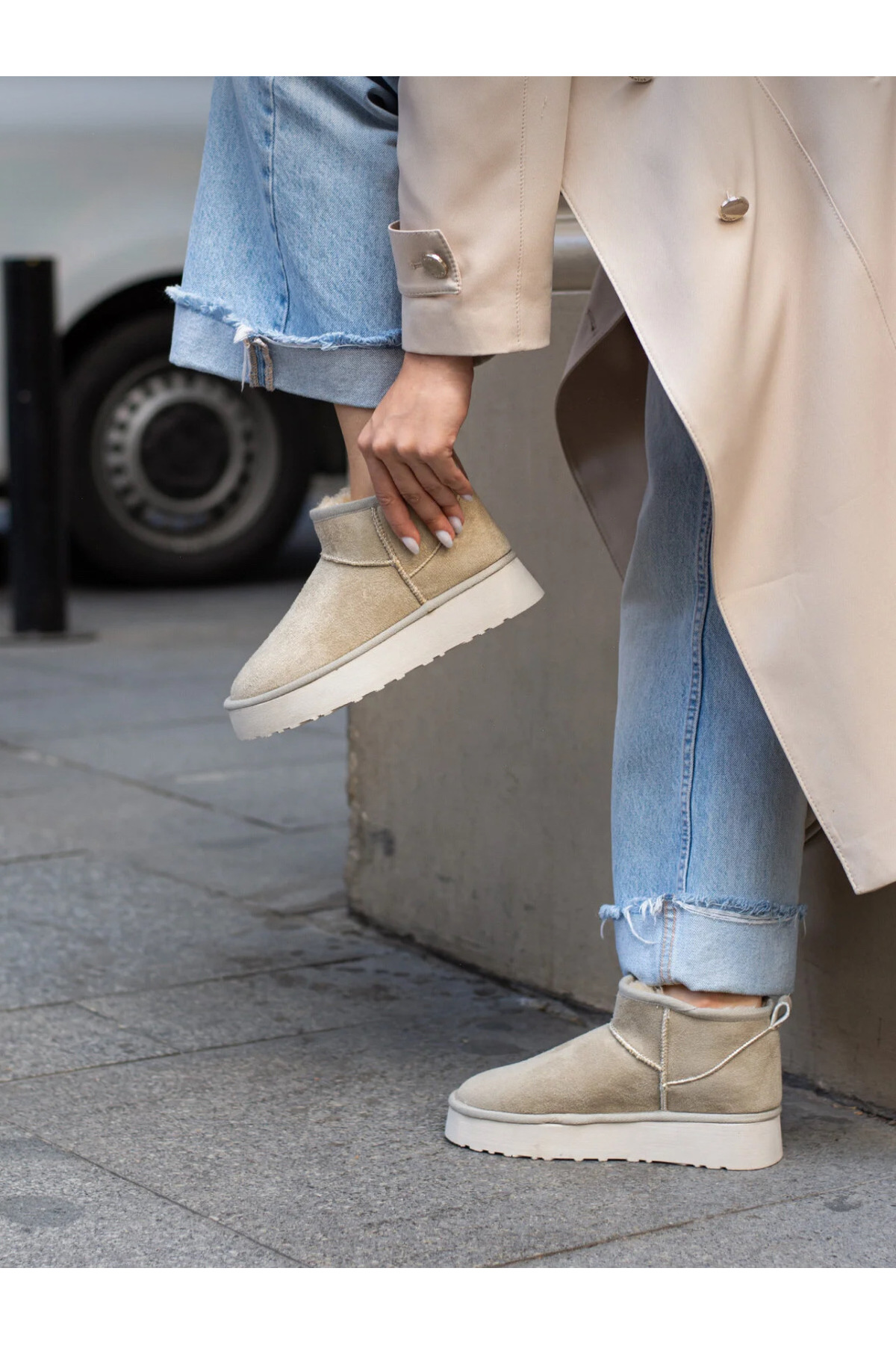 Extra Shoes İstanbul Mini Bej Süet İçi Kürklü Kalın Taban Kadın Bot ...