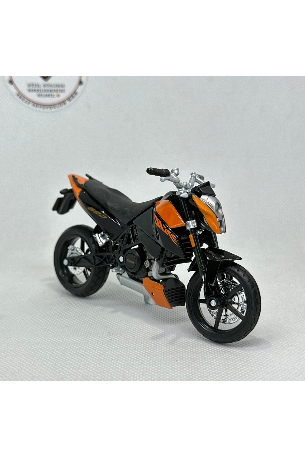 MotoGarage KTM 690 Duke 1:18 Diecast Motosiklet Model – Lisanslı Metal ...
