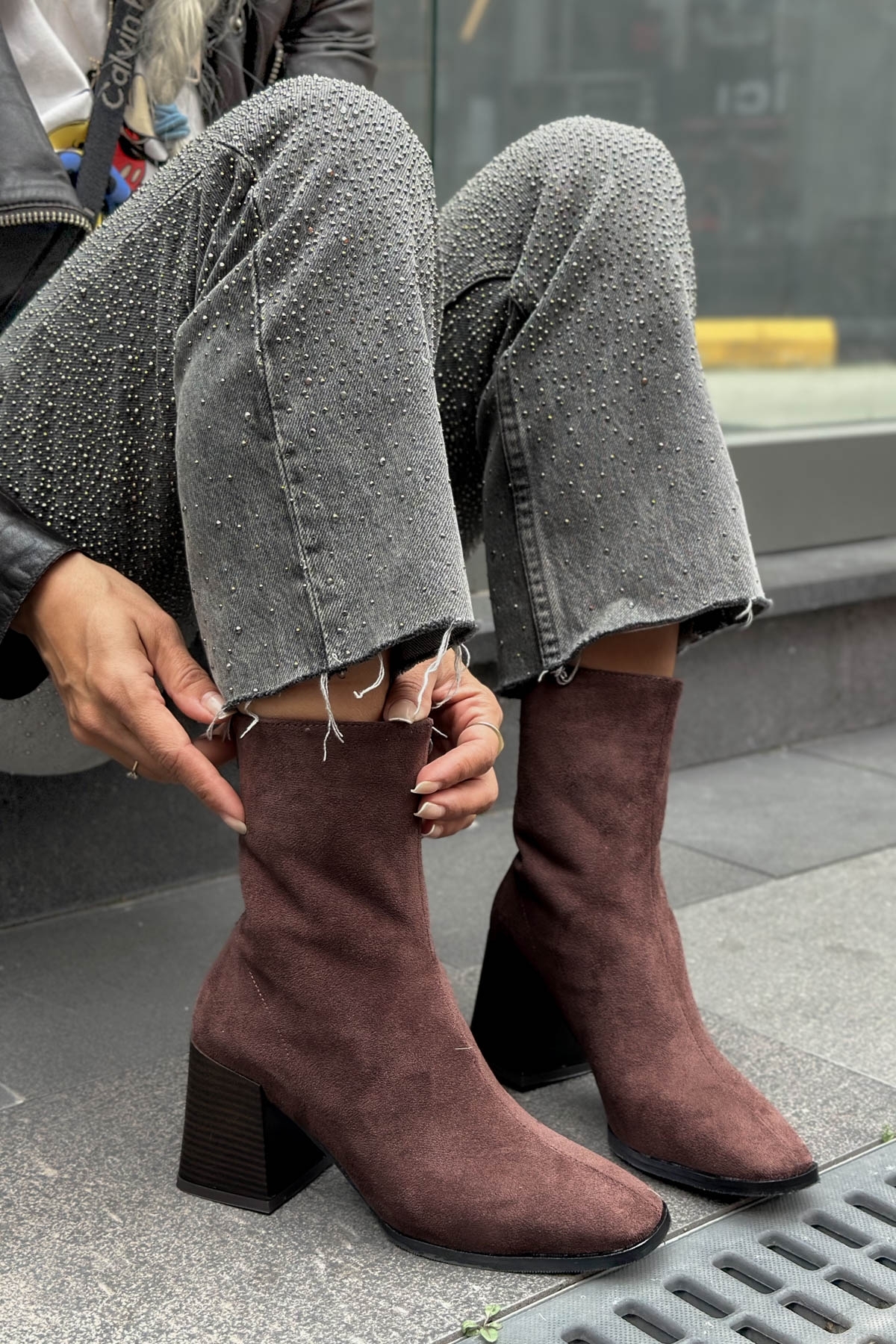 Shoebutik Marien Acı Kahve Süet Kalın Topuk Kadın Bot - Fiyatı, Yorumları