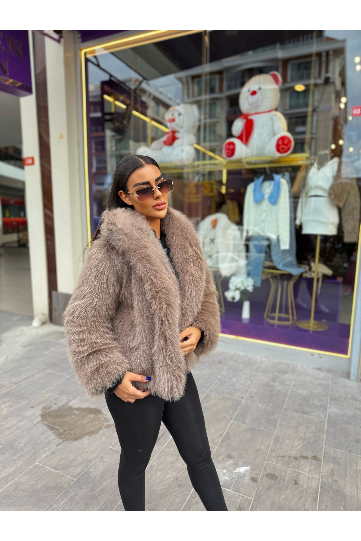 SELEN CAN BOUTIQUE Yoğun Peluş Manto Kristal - Fiyatı, Yorumları