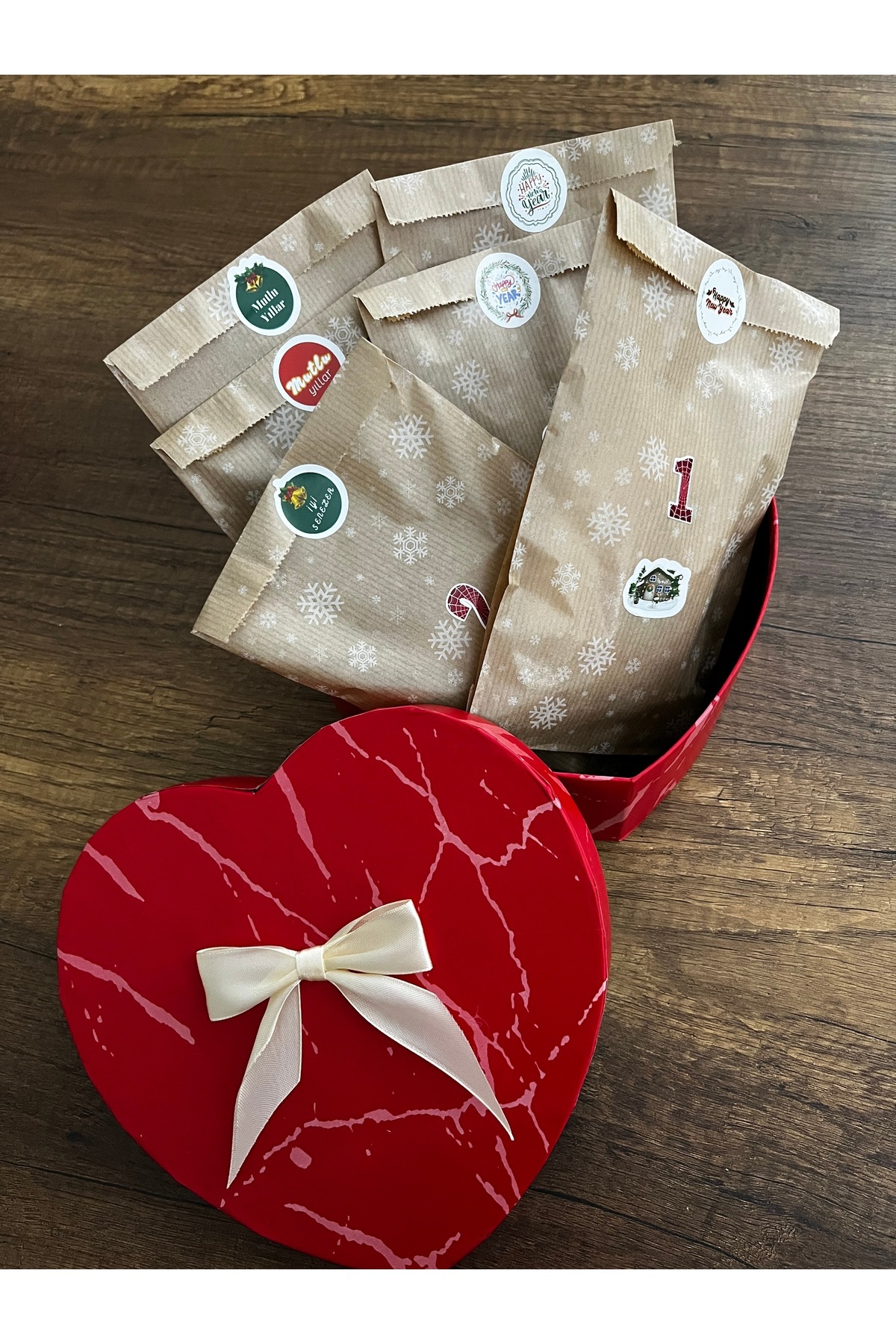 gülümse gel Advent Calendar Kız Çocuk Toka Seti Konsept Yılbaşı Noel ...