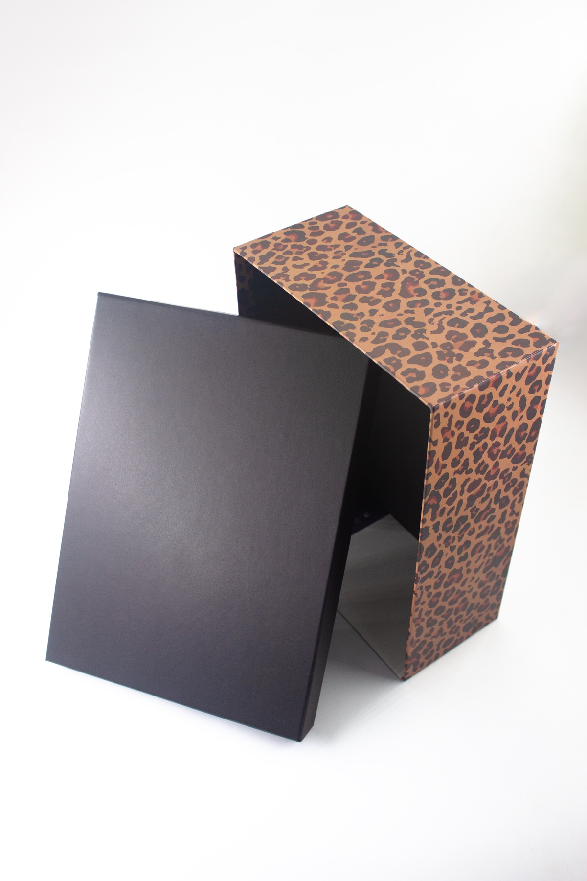 carton box Karton Kutu Leopar - Siyah Büyük Sert Hediye Kutusu 25 X 34 ...