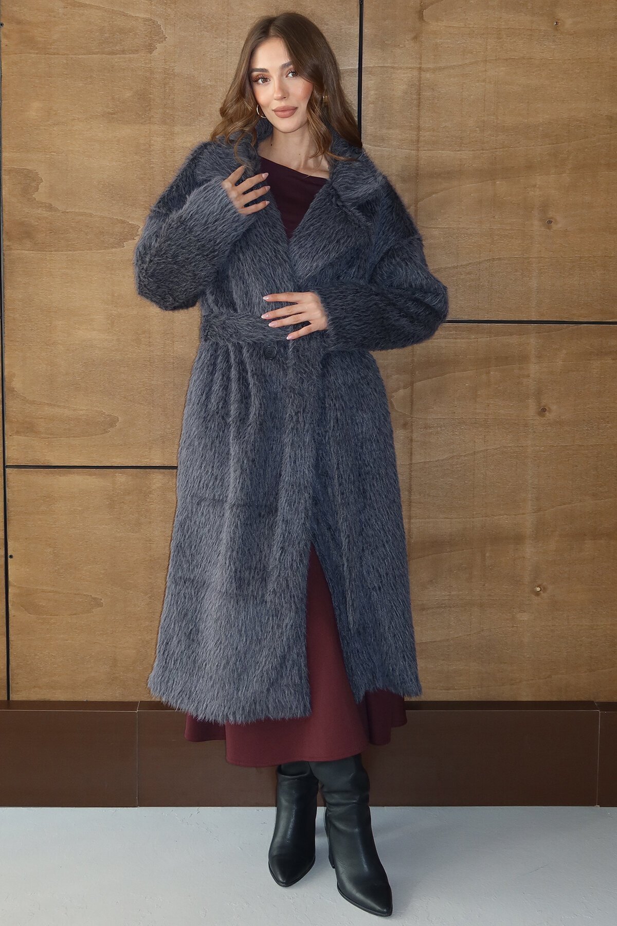VAGGON Kadın Antrasit Kuşaklı Oversize Tüylü Şal Yaka Peluş Dokulu Uzun ...