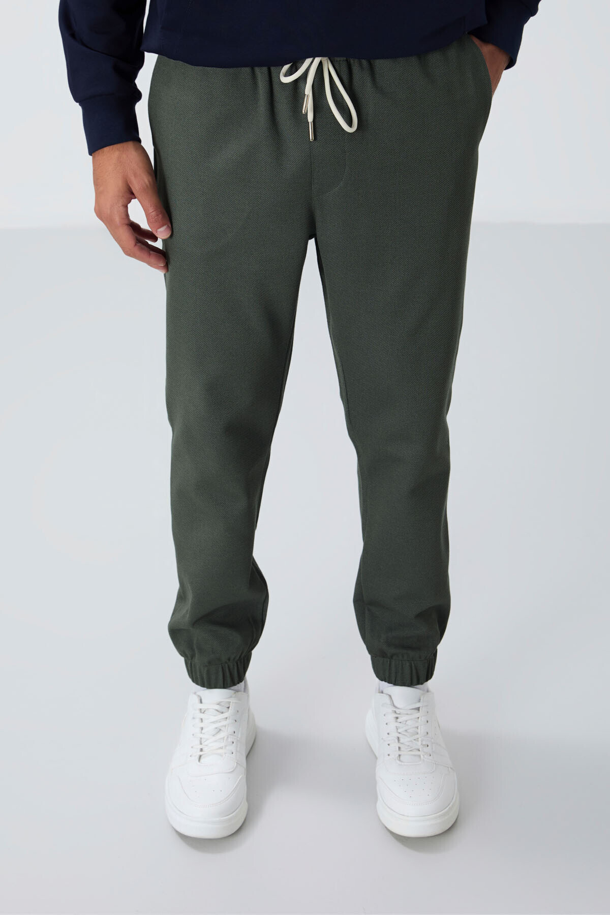 Air Jones Haki Yüzeyi Dokulu Standart Fit Erkek Eşofman Alt - 82156 ...