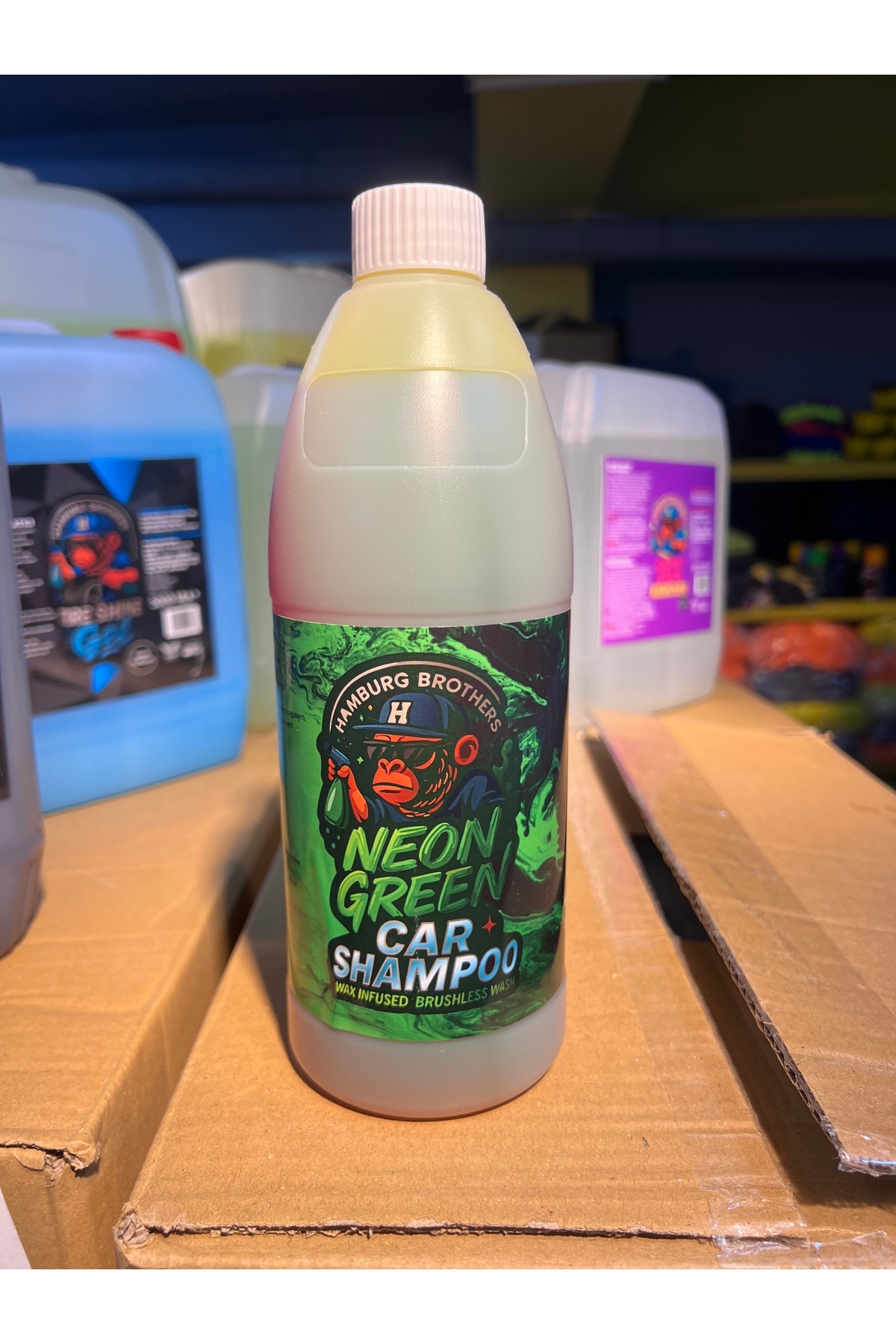 HAMBURG BROTHERS NEON GREEN CAR SHAMPOO – %70 Cilalı Neon Yeşil Oto ...
