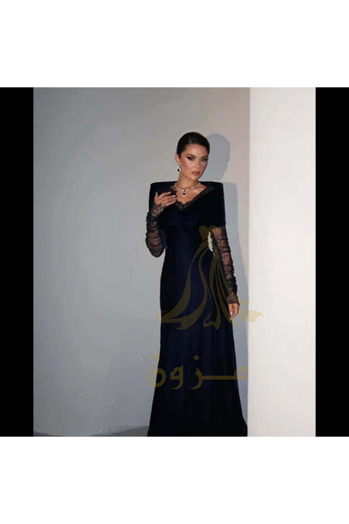 MEZON FASHION فستان سهرة جوخ كحلي باكمام دانتيل- ترينديول
