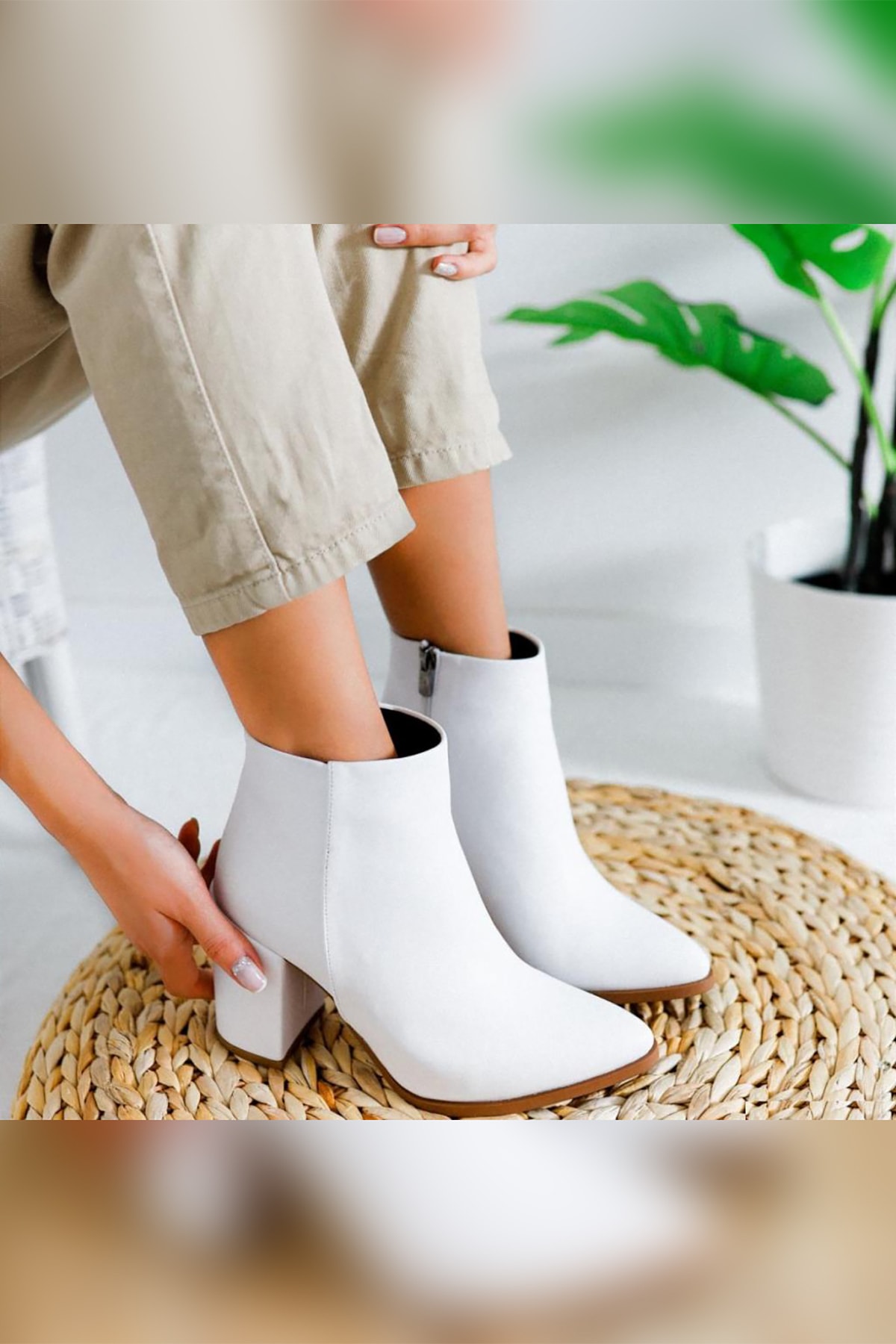 Limoya Raven Beyaz Sivri Burunlu Bot