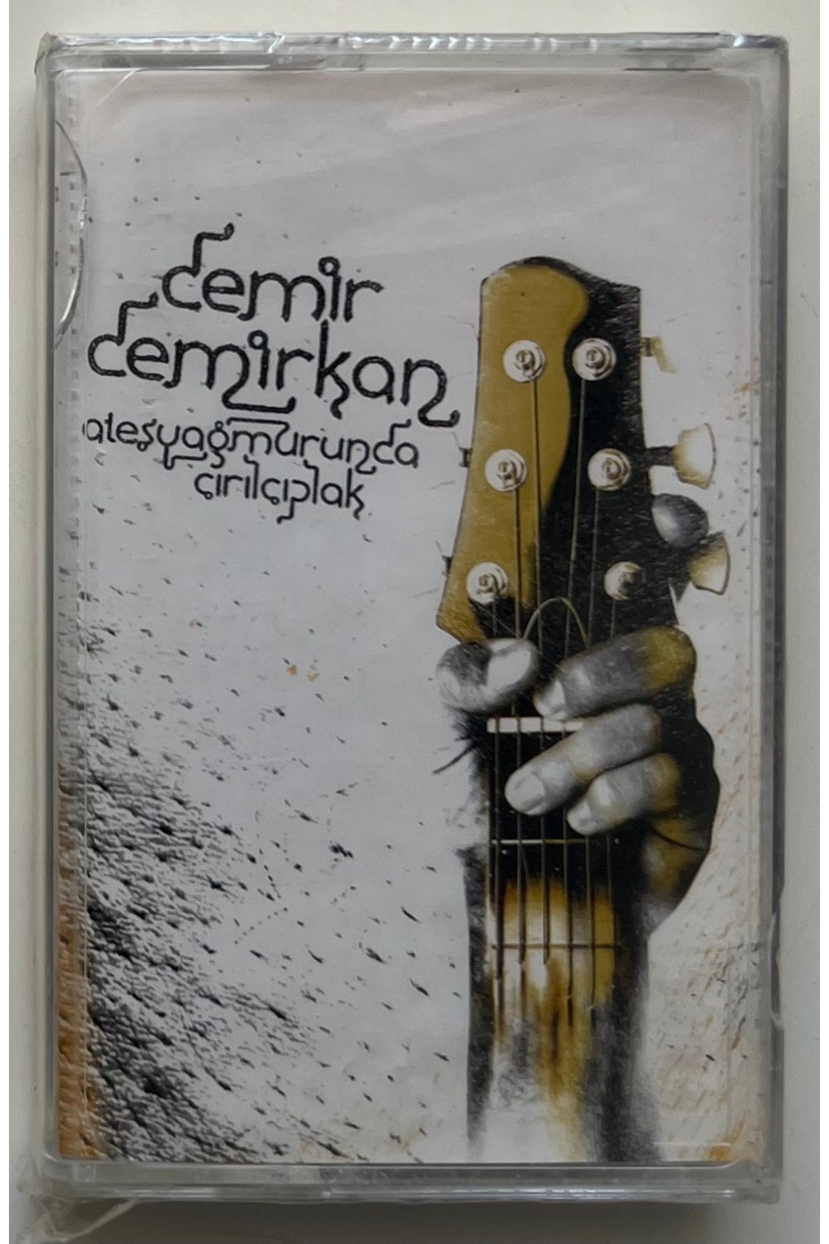 Dmc Müzik كاسيت ديمير ديميركان عاريًا في مطر النار (خالٍ من الجيلاتين ...