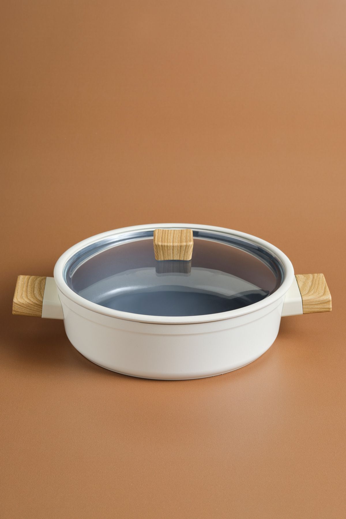 Karaca Swiss Crystal Creamy Wood Fireproof Non-Stick Pot with 0 Oil 26 ...