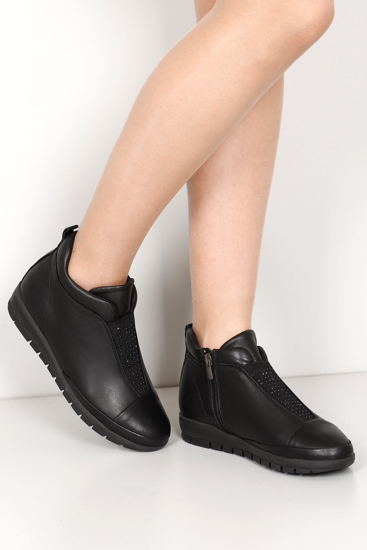 G.Ö.N Kadın Siyah Hakiki Deri Bot 77010