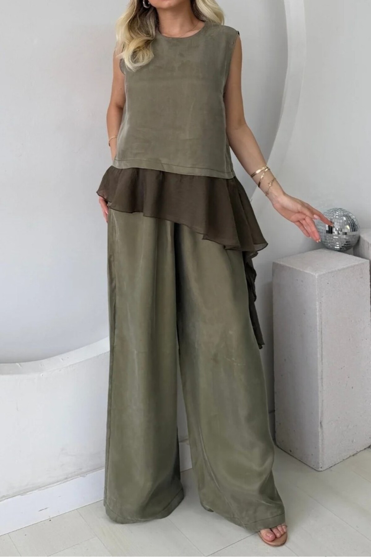 Suziş ŞİFON FIRFIR DETAYLI BLUZ VE BOL PAÇA PANTOLON 51391 - Fiyatı ...