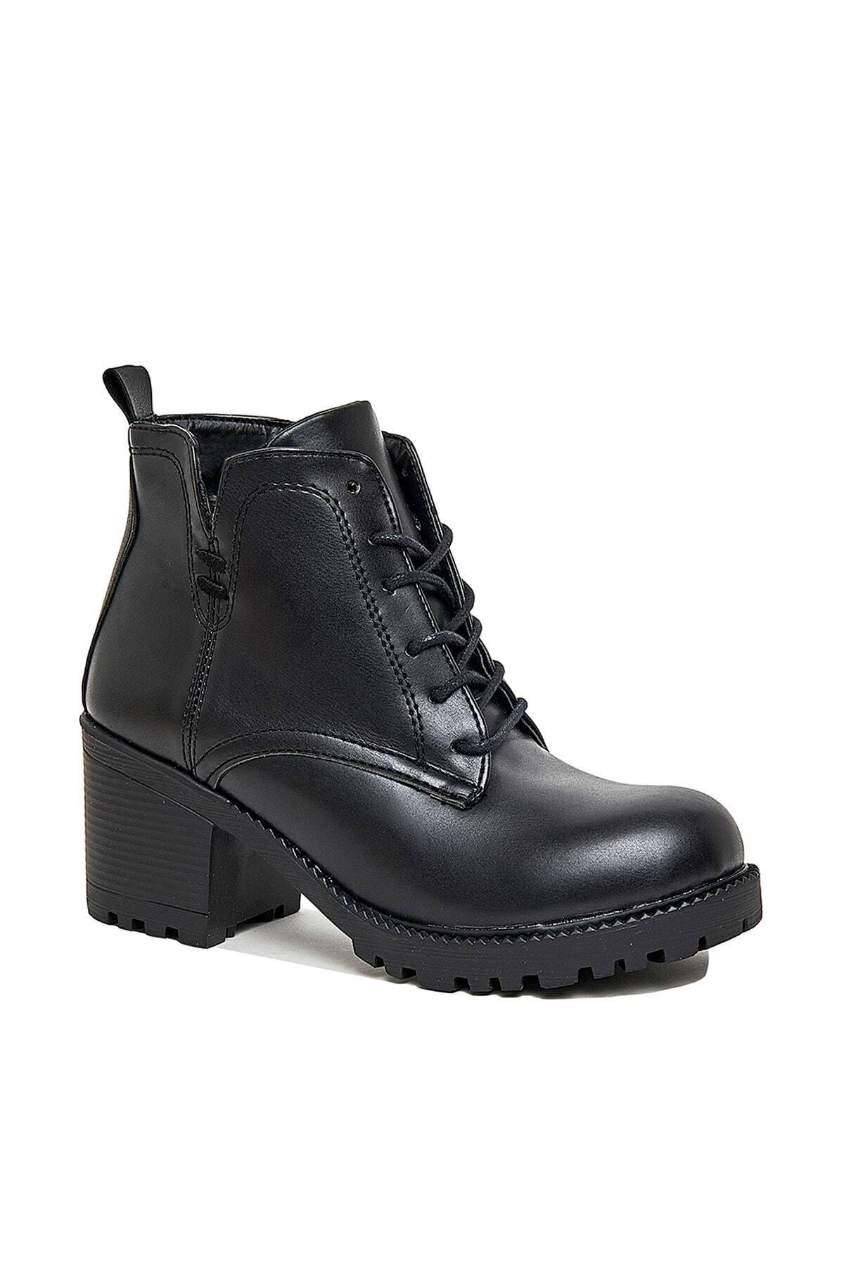 Desa Siyah Kadın Bot & Bootie