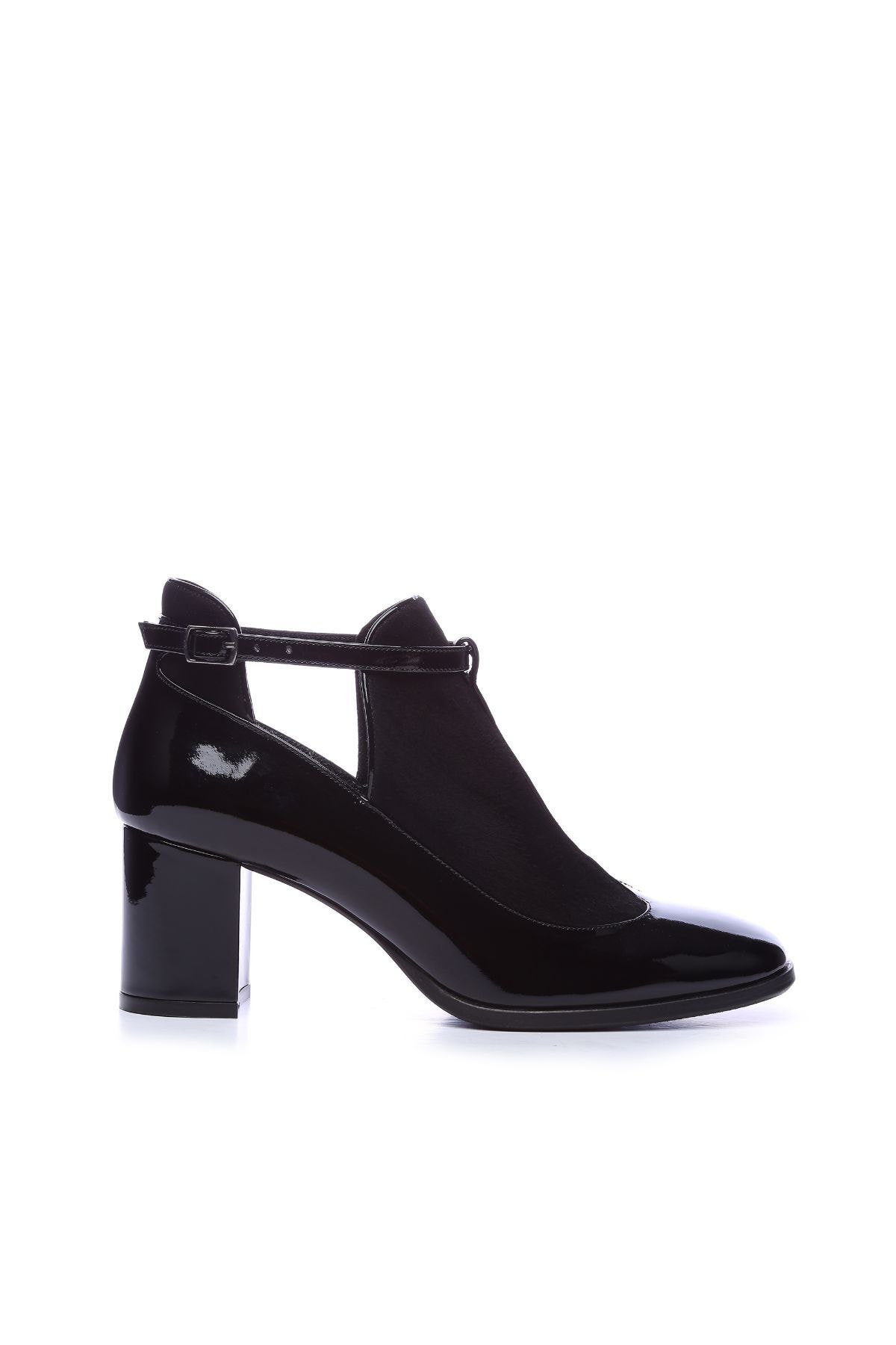 KEMAL TANCA Hakiki Deri Siyah Kadın Kalın Topuklu Ayakkabı KEMAL TANCA Hakiki Deri Siyah Kadın Kalın Topuklu Ayakkabı