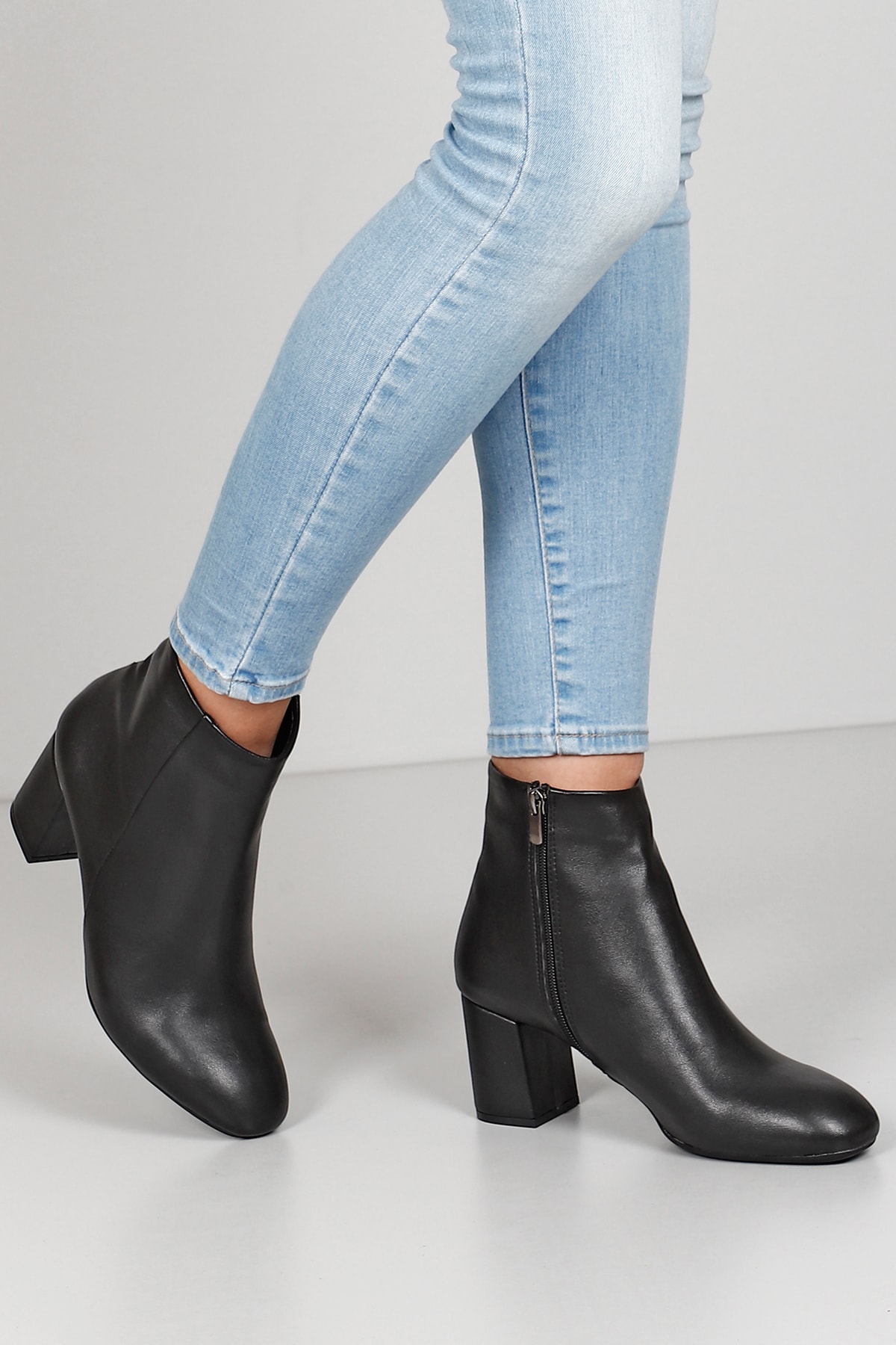 G.Ö.N Kadın Siyah Bot 37346