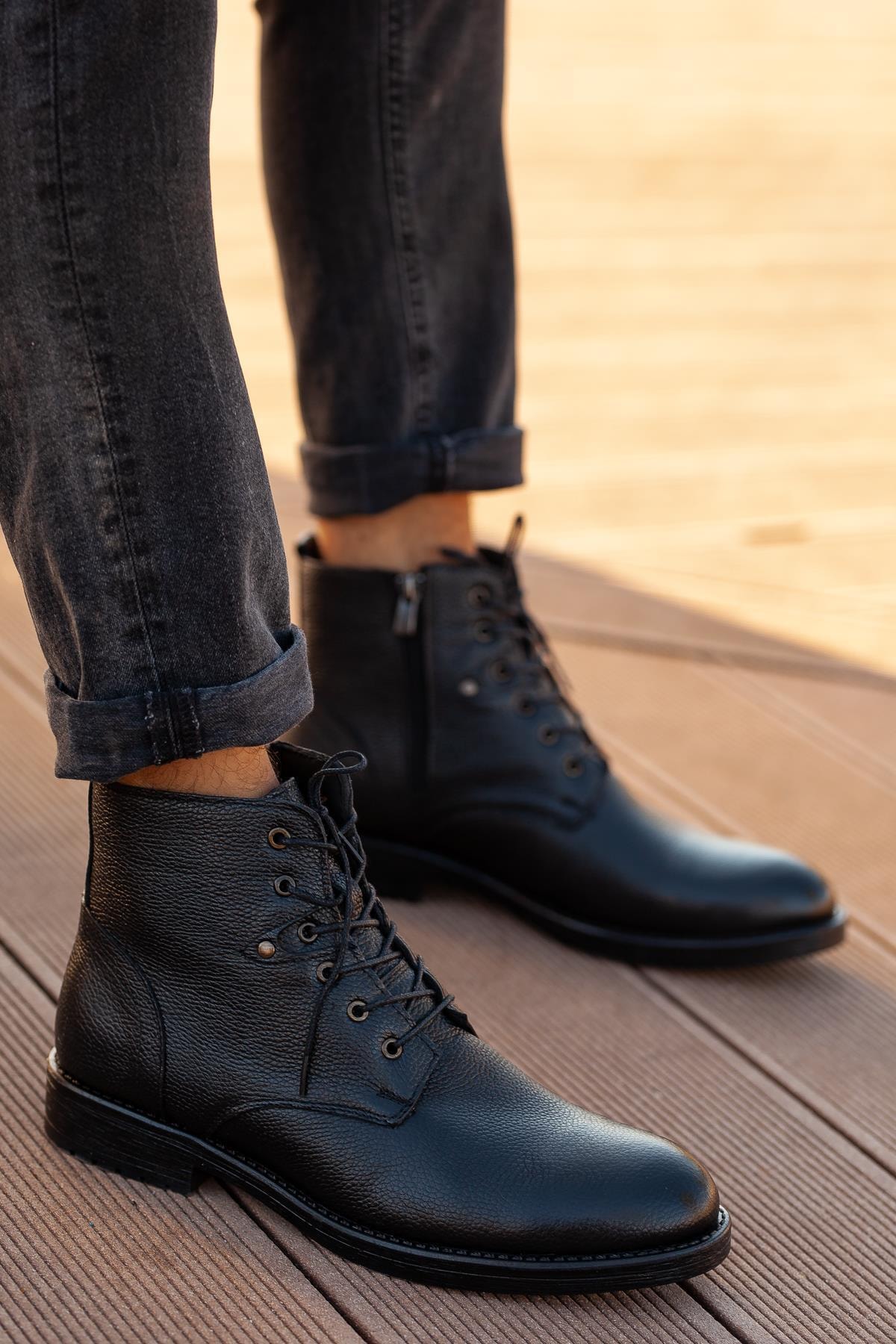 MUGGO Erkek Siyah Hakiki Deri Bot M226