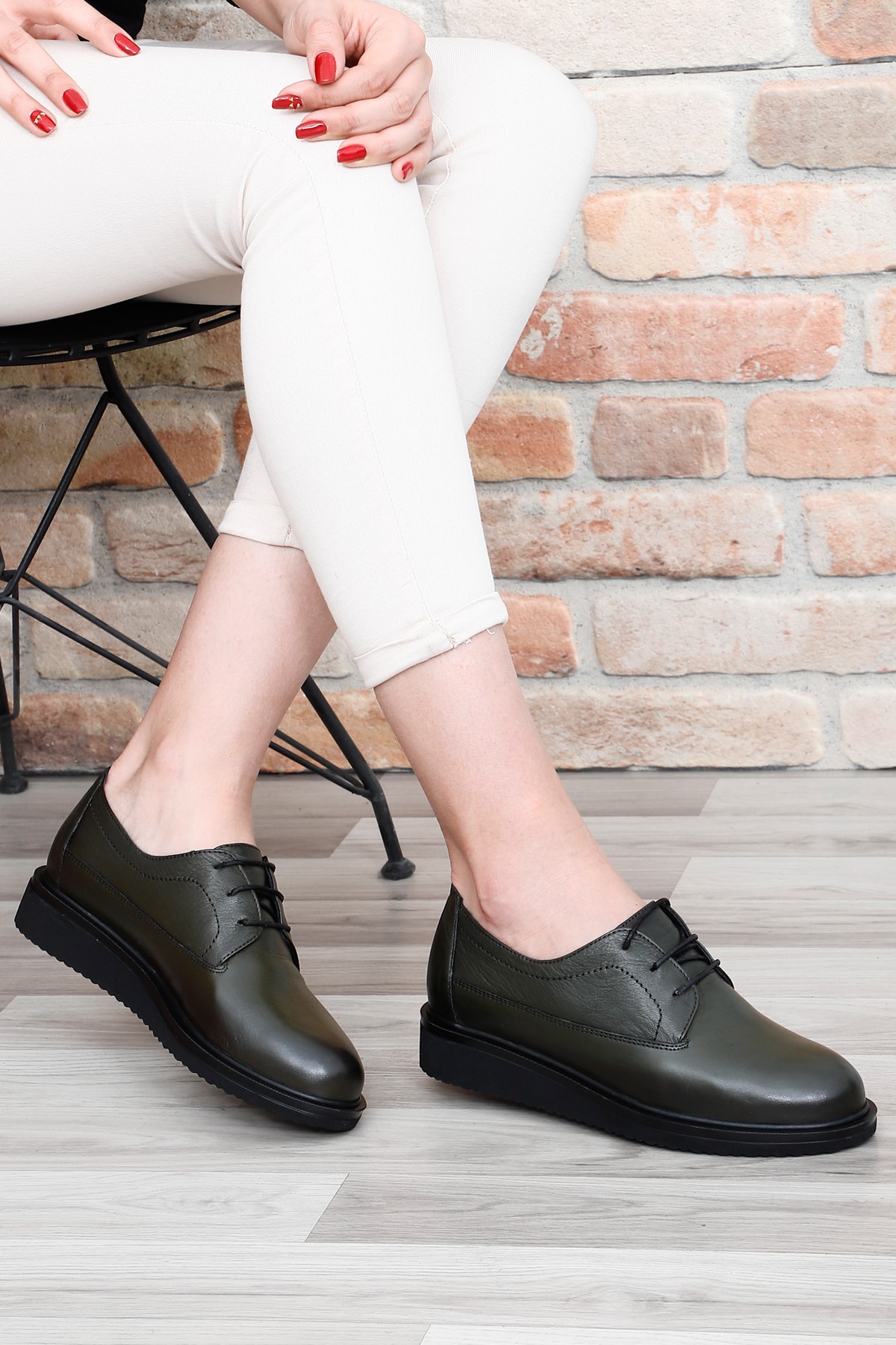 G.Ö.N Kadın Haki Hakiki Deri Günlük Ayakkabı 24074