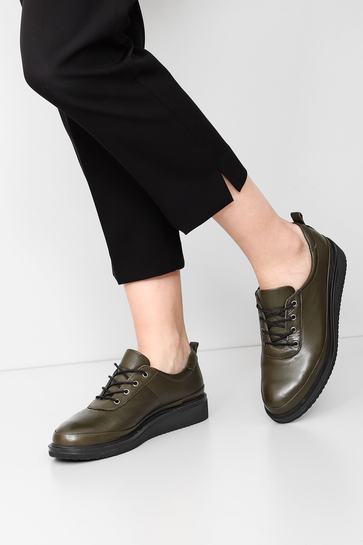 G.Ö.N Kadın Haki Hakiki Deri Günlük Ayakkabı 77042
