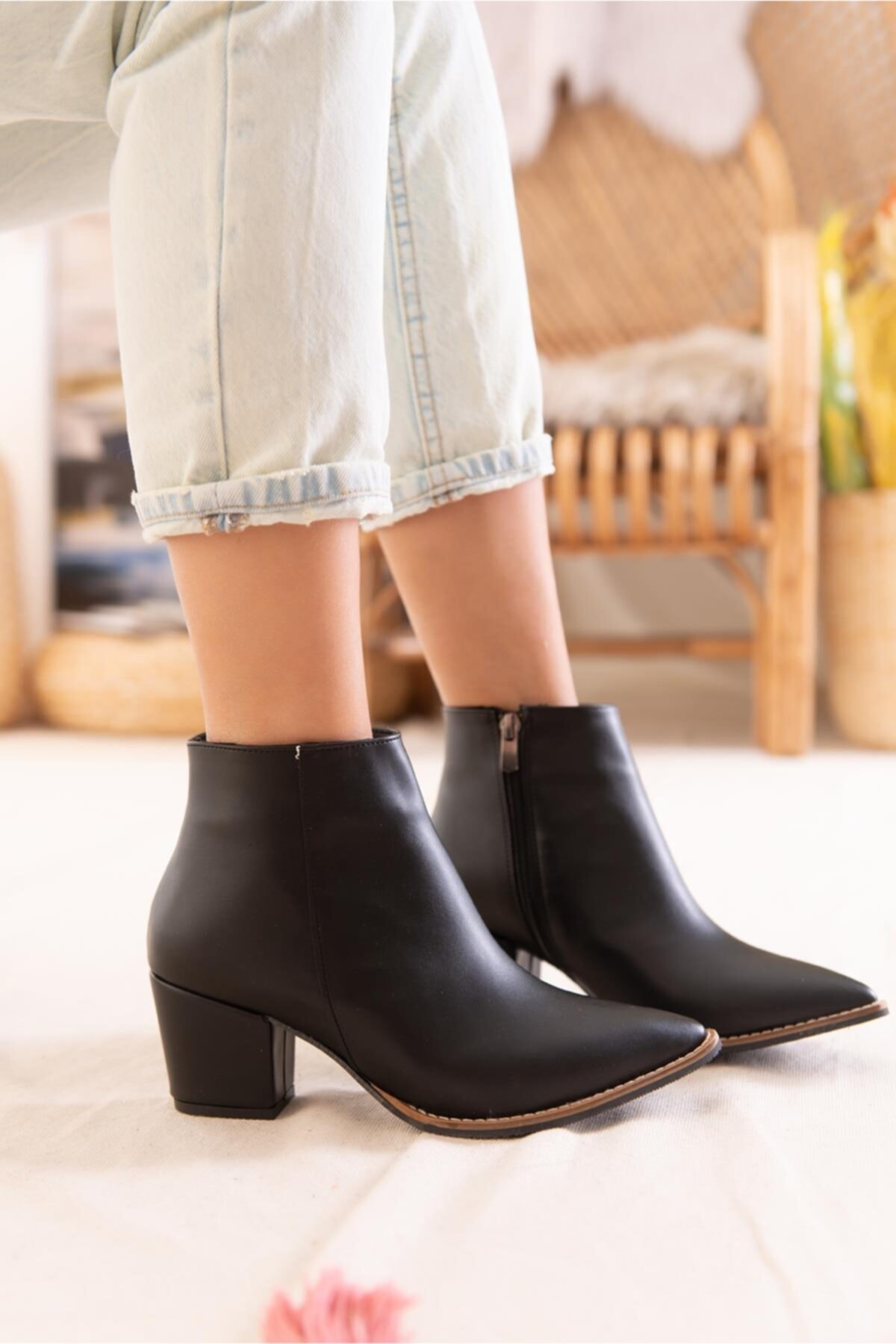 Limoya Kadın Siyah Deri Aubree Topuklu Bot Limoya Kadın Siyah Deri Aubree Topuklu Bot