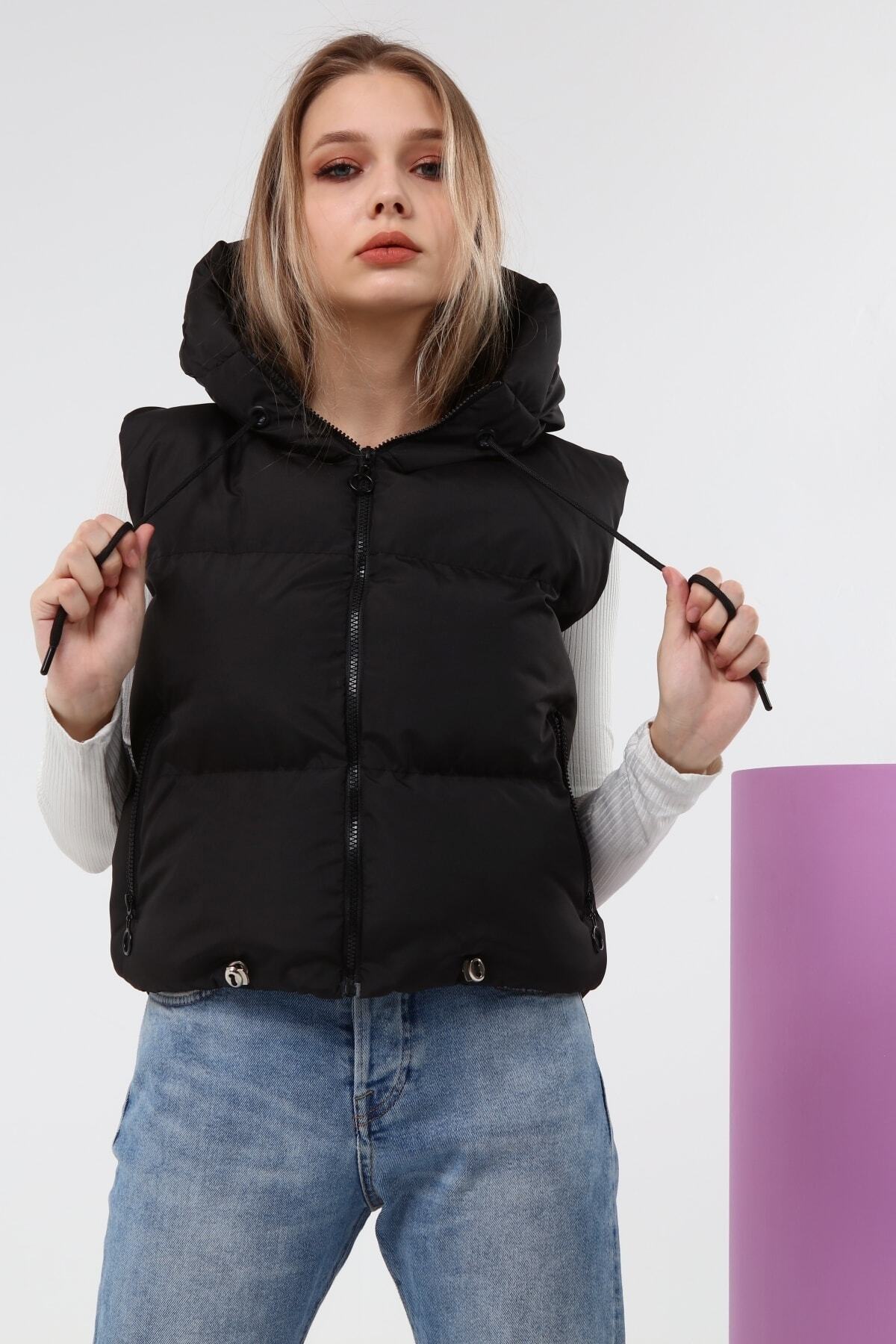 moda bahçesi Kadın Kapüşonlu Fermuar Cep Detay Siyah Kısa Şişme Yelek ...