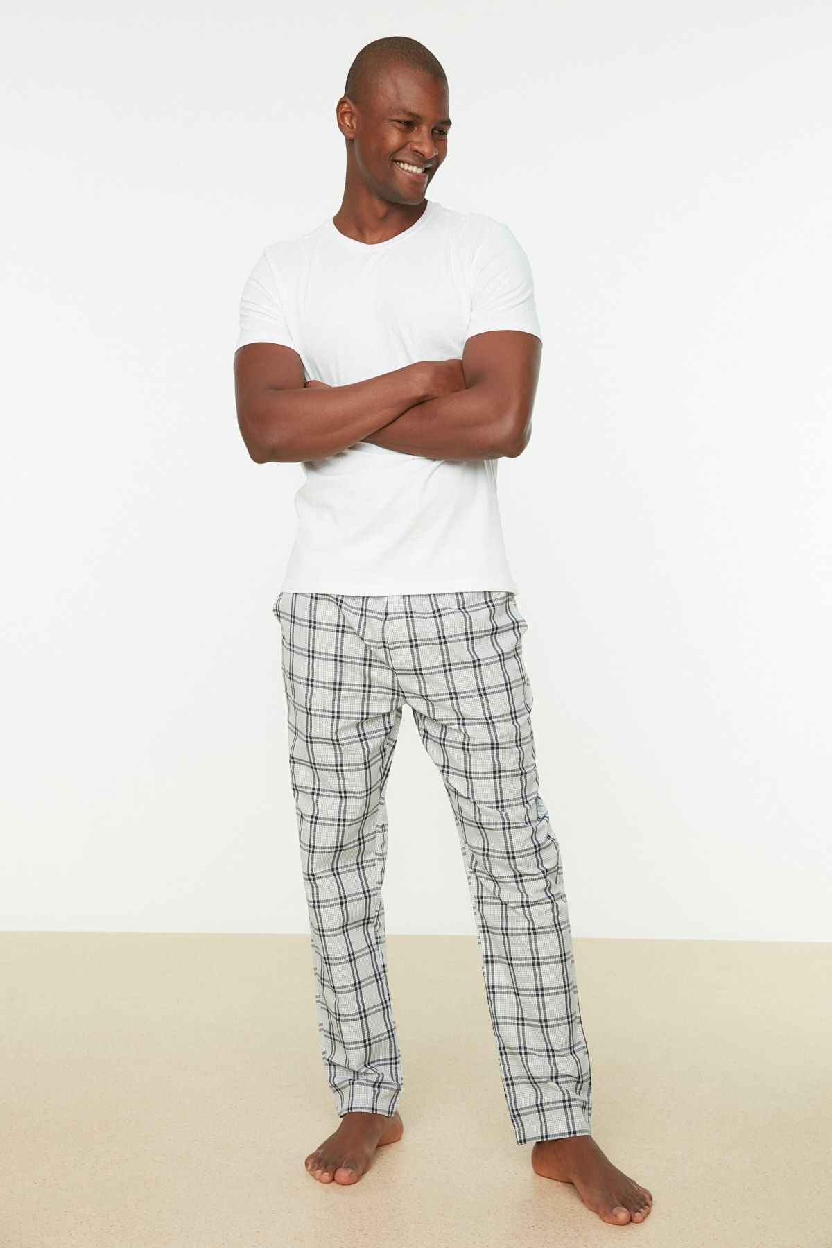 Trendyol Collection Pyjama Set Weiß Print Trendyol