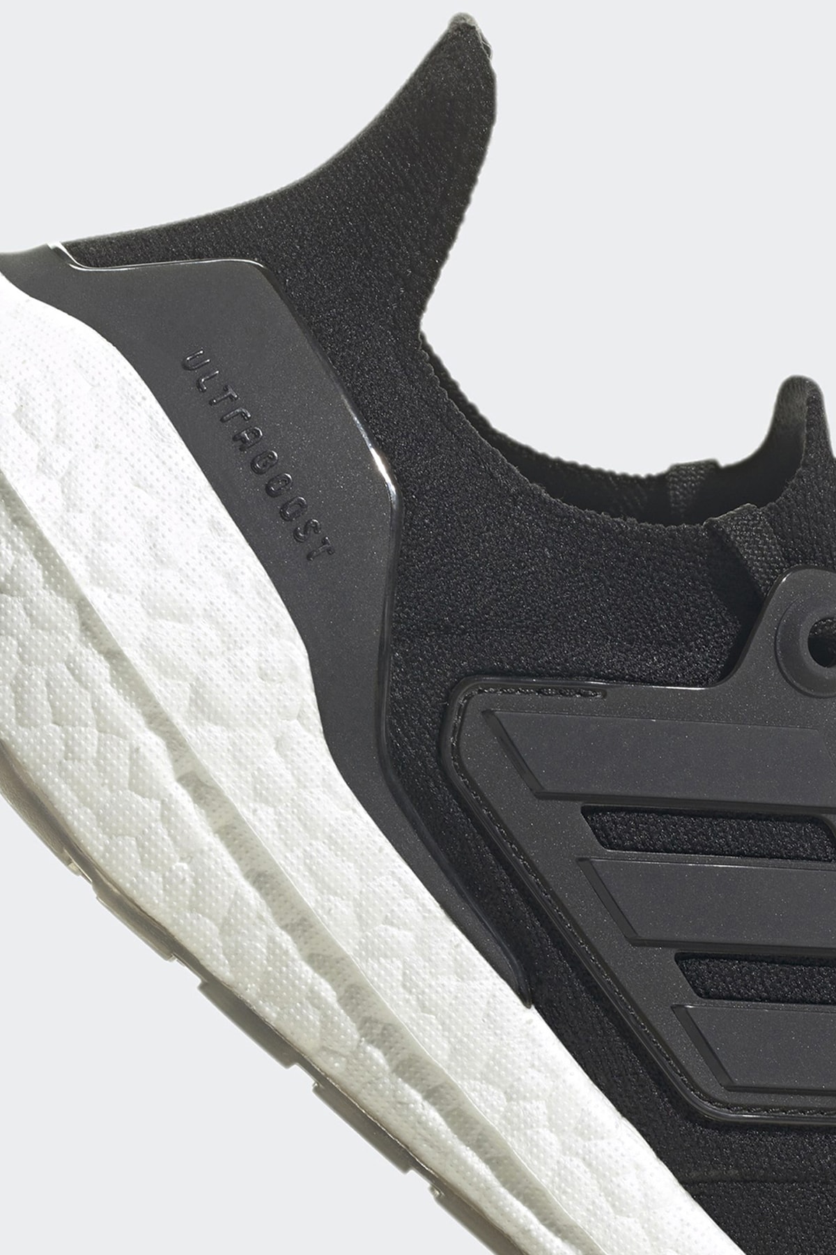 adidas Siyah - Beyaz Kadın Koşu Ayakkabısı Gx5591 Ultraboost 22 W ...