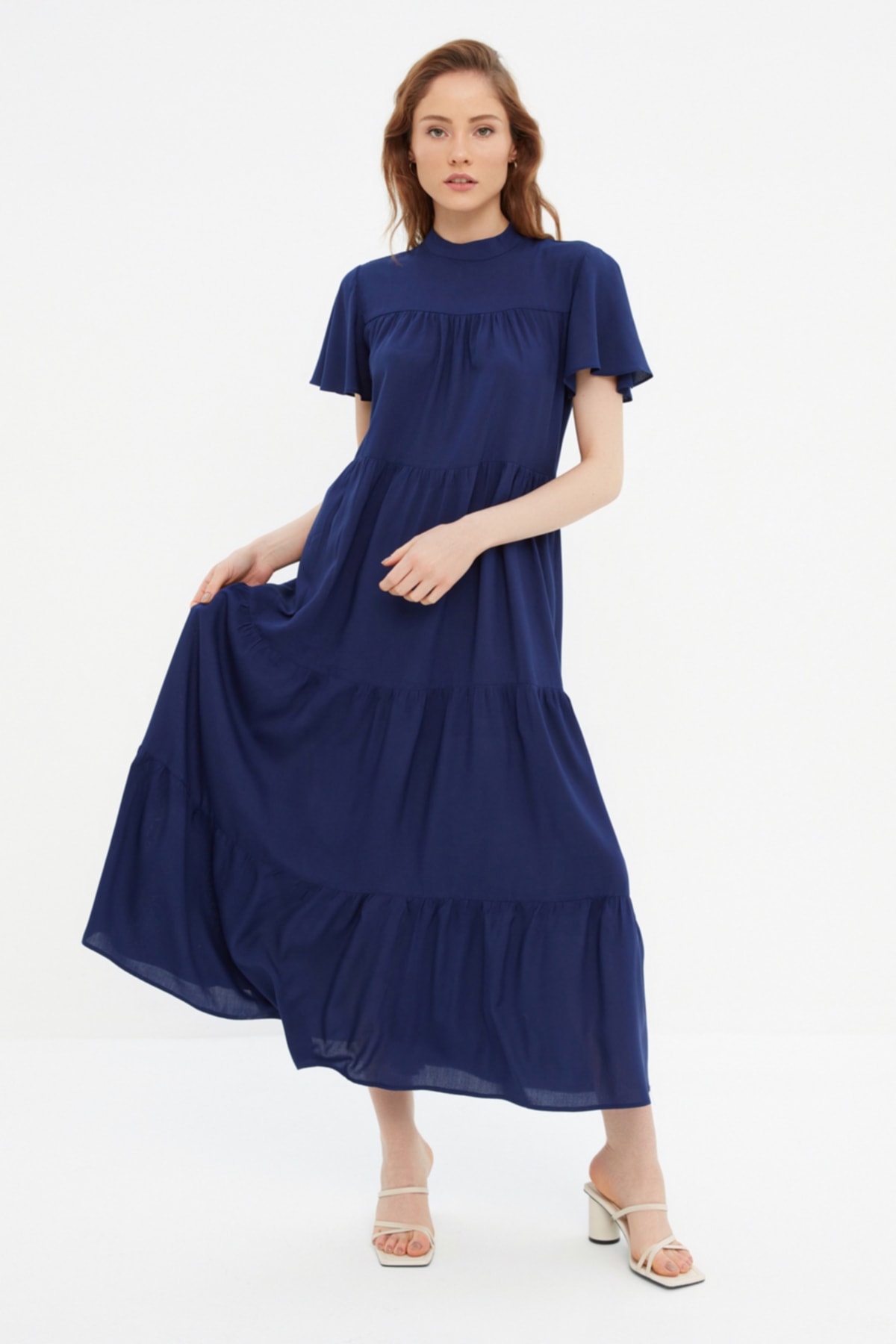 Trendyol Collection Marineblaues, weit geschnittenes Kleid ...
