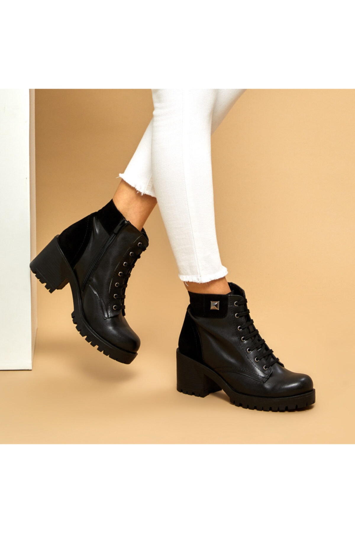 Butigo Siyah Kadın Topuklu Ayakkabı Butigo Siyah Kadın Topuklu Ayakkabı