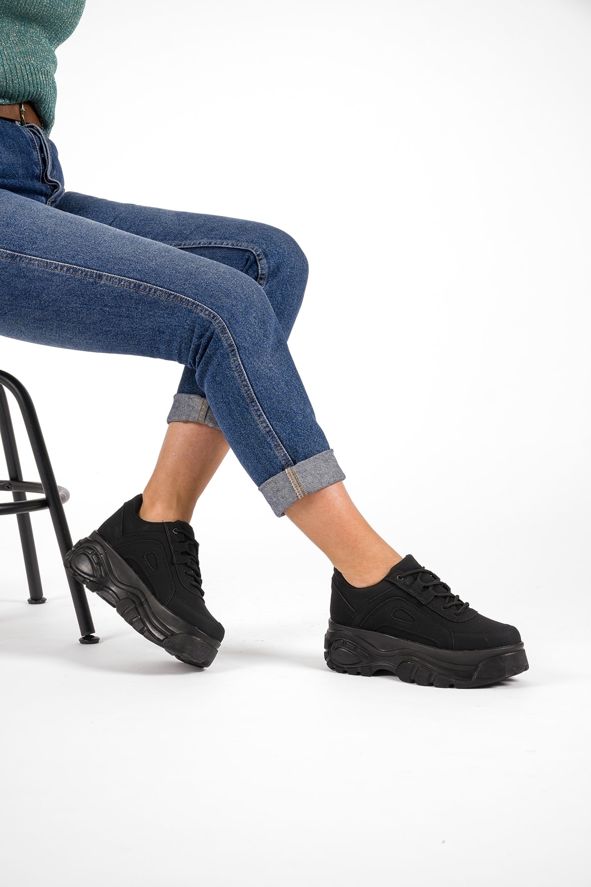 Ayax Kadın Siyah Süet Sneaker