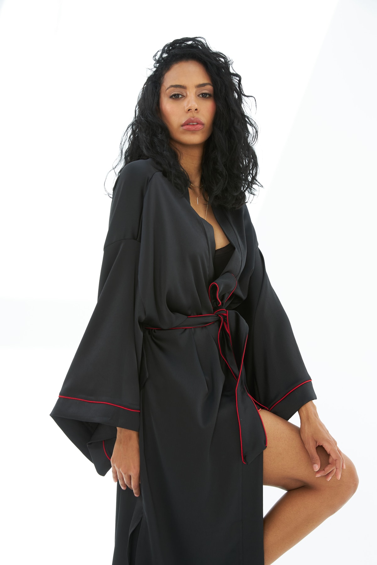 Grace&Lilly Atelier Hazel Siyah Saten SabahlıkFiyatı, Yorumları - Trendyol