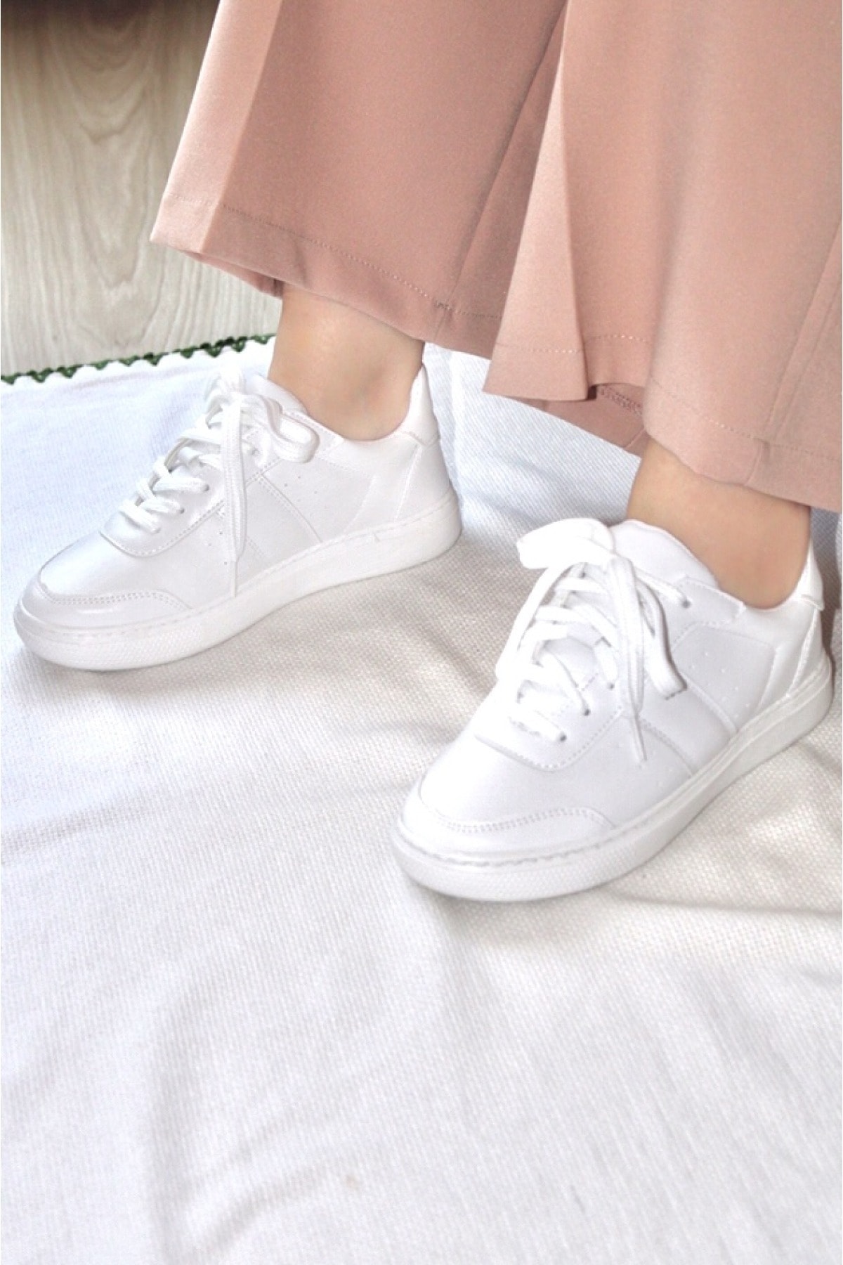 ATA SHOES Kadın Beyaz Sneaker Günlük Yürüyüş Ayakkabısı - Fiyatı, Yorumları