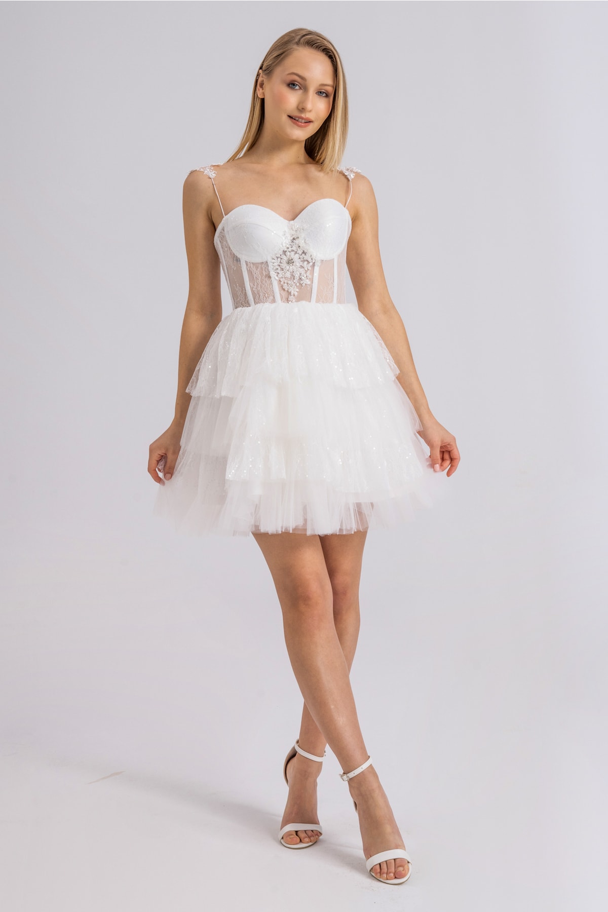 Lenta Moda Beyaz Dantel Detaylı Mini Parti Ve Gece Elbisesi Fiyatı ...