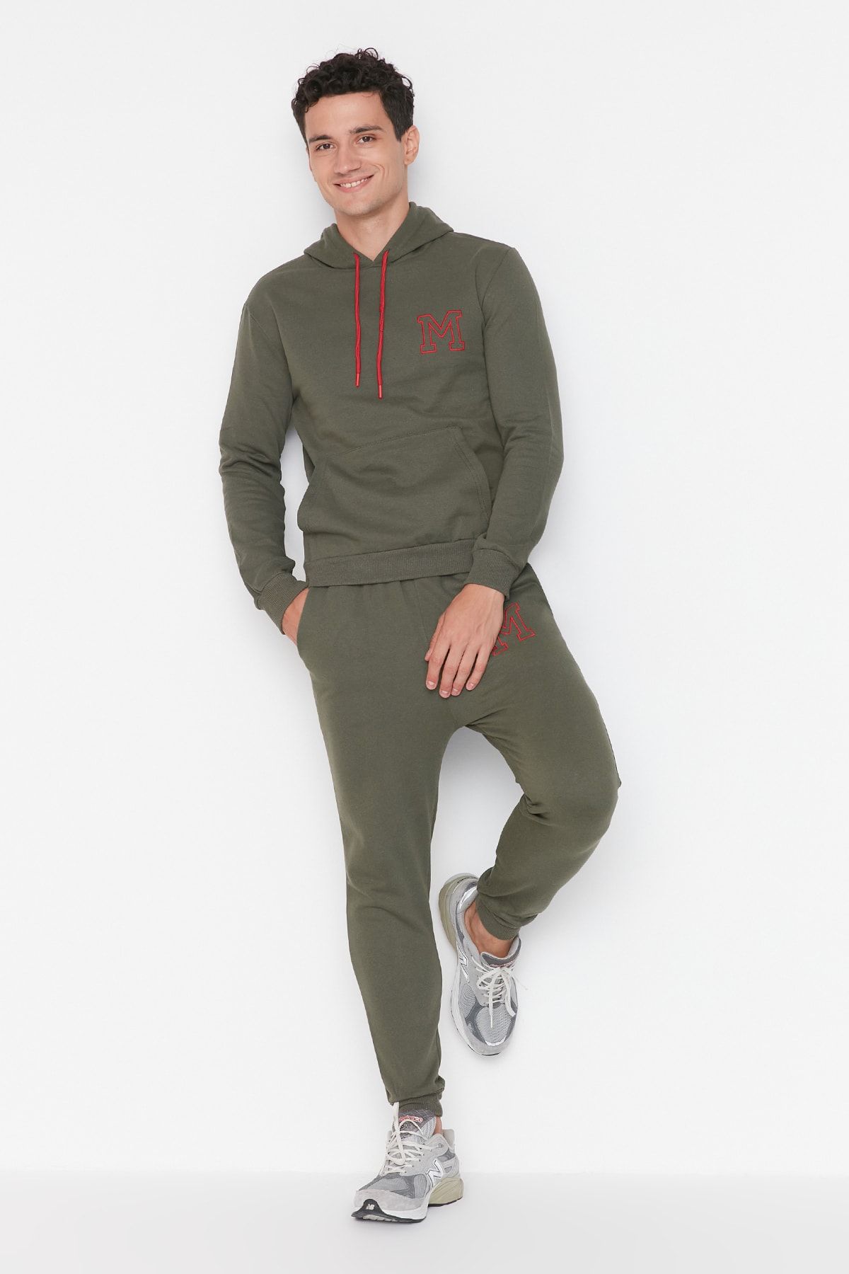 Trendyol Collection Trainingsanzug Khaki Relaxed Fit Trendyol