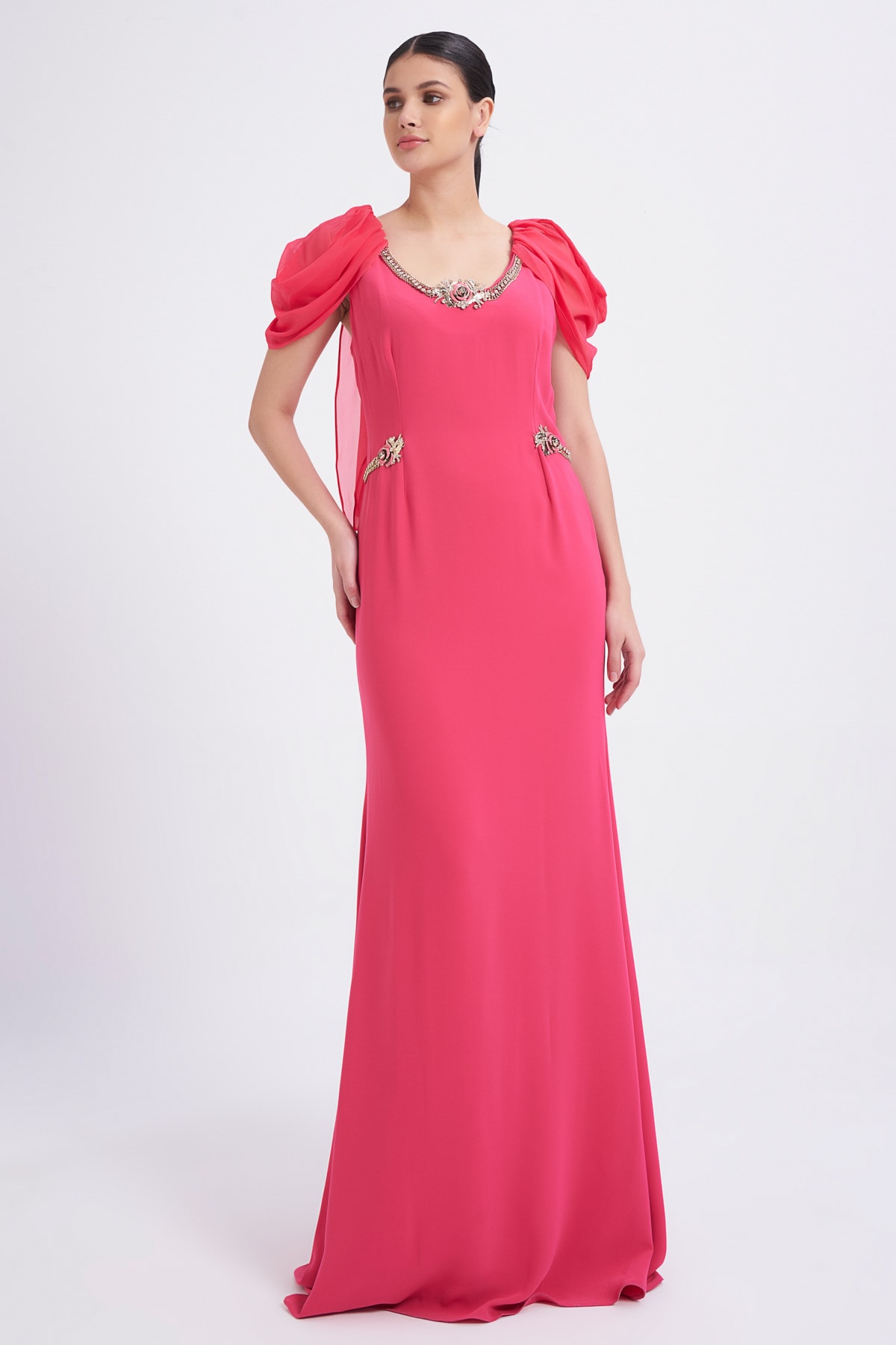 Balizza Taşlı Zincir Aksesuarlı Omuzu Ve Sırtı Şifonlu Uzun Elbise ...