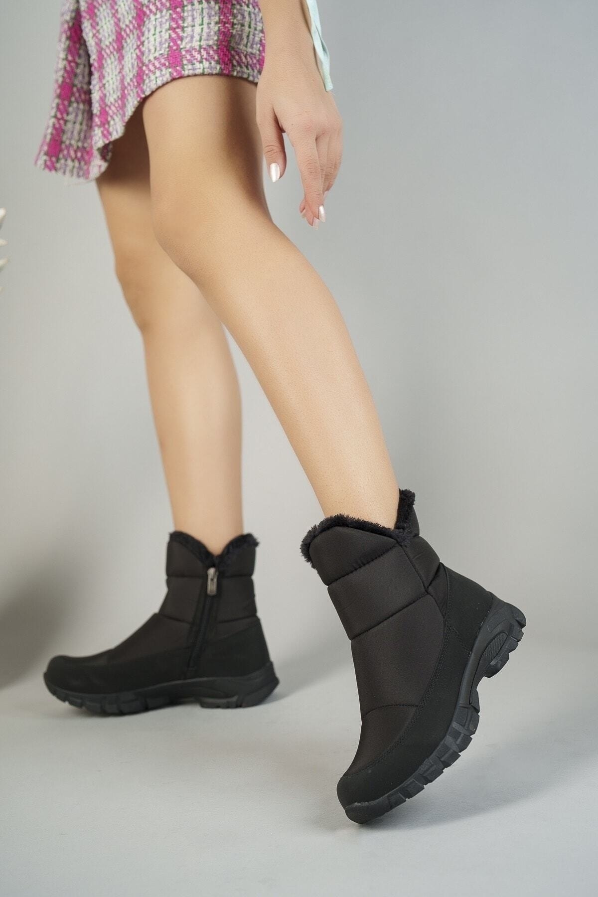 Fermuarlı Içi Kürklü Kadın Kar Botu