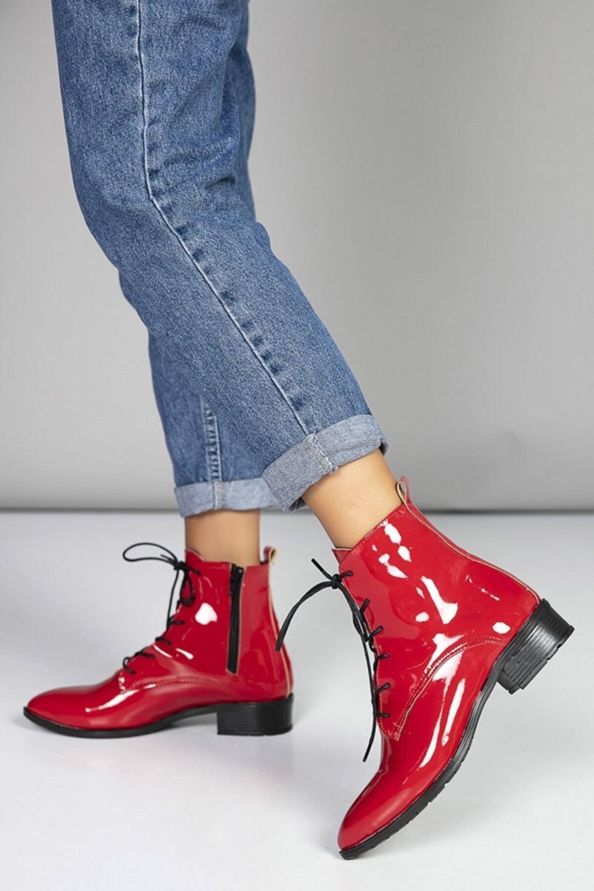 ZENNESHOES kırmızı rugan bot