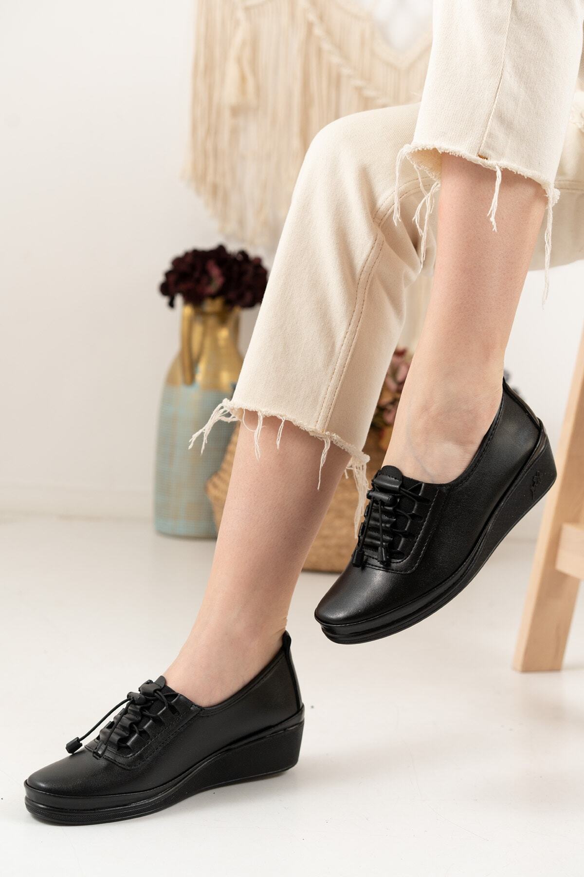 YADE MODA Ortapedik Jel Topuk Destekli Kadın Ayakkabısı Fiyatı, Yorumları - Trendyol