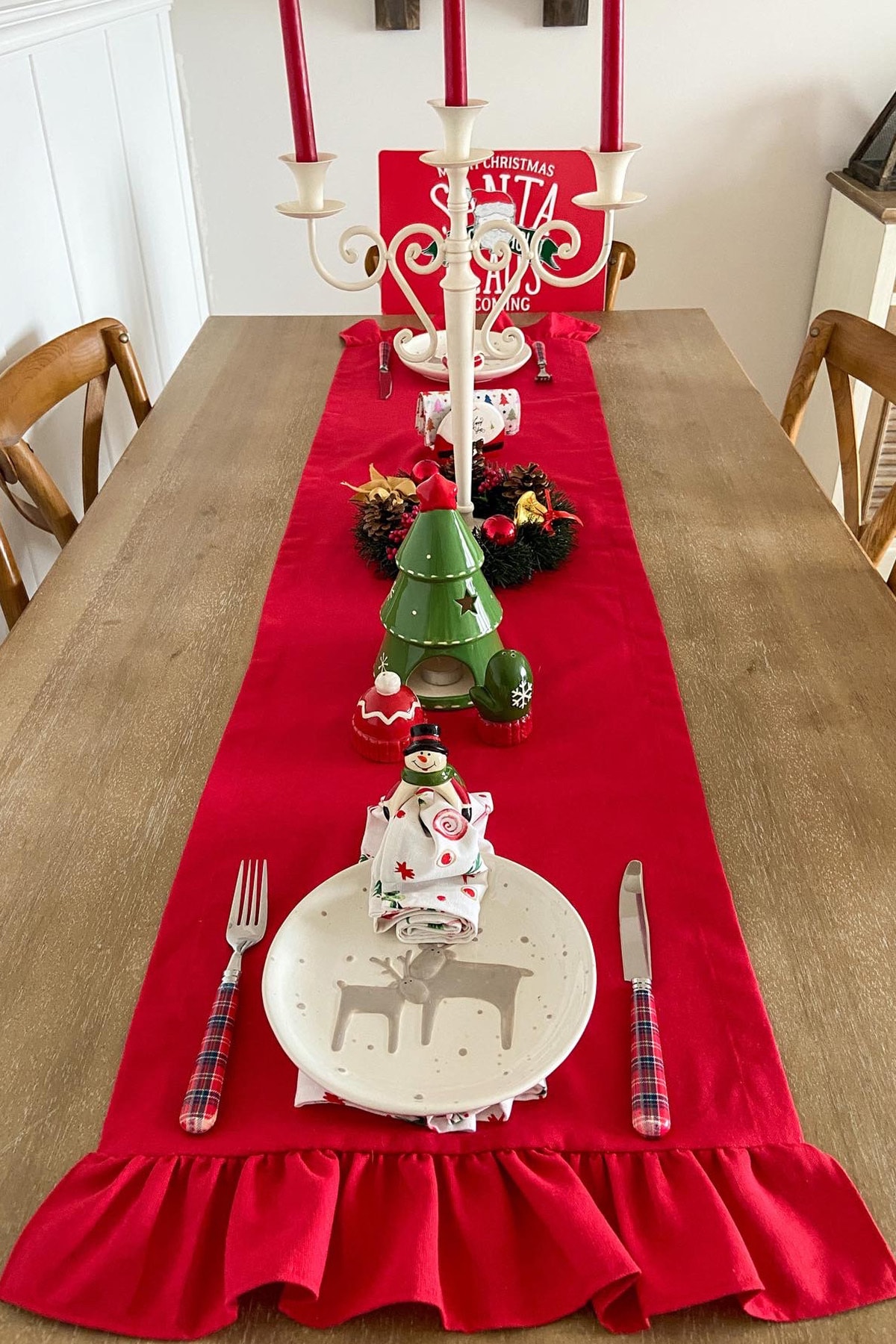 Edela Duck Keten Kırmızı Fırfırlı Yılbaşı Runner - Fiyatı, Yorumları