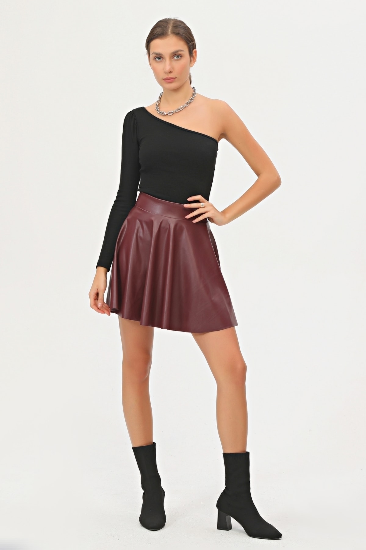 THEGEST Kadın Mini Deri Etek Fiyatı, Yorumları - Trendyol