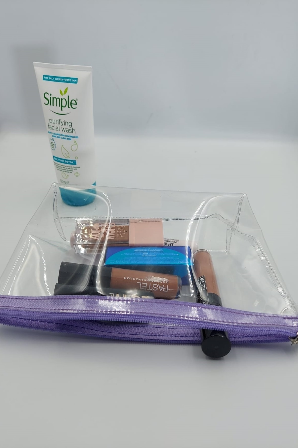 Togin Lila, Şeffaf Üçgen Makyaj Çantası Fiyatı, Yorumları - Trendyol