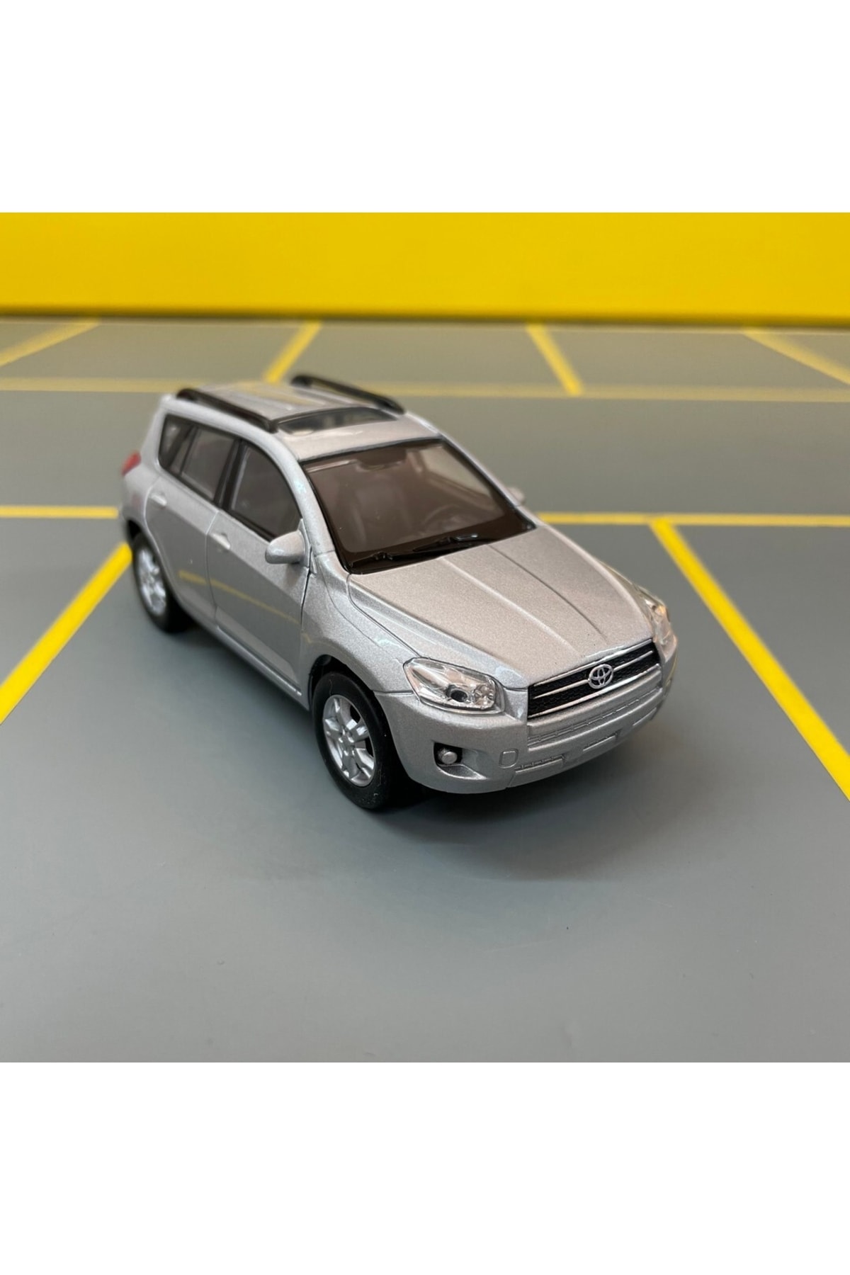 Genel Markalar Toyota Rav4 1/36 Ölçek Diecast Metal Model Araba Çek ...