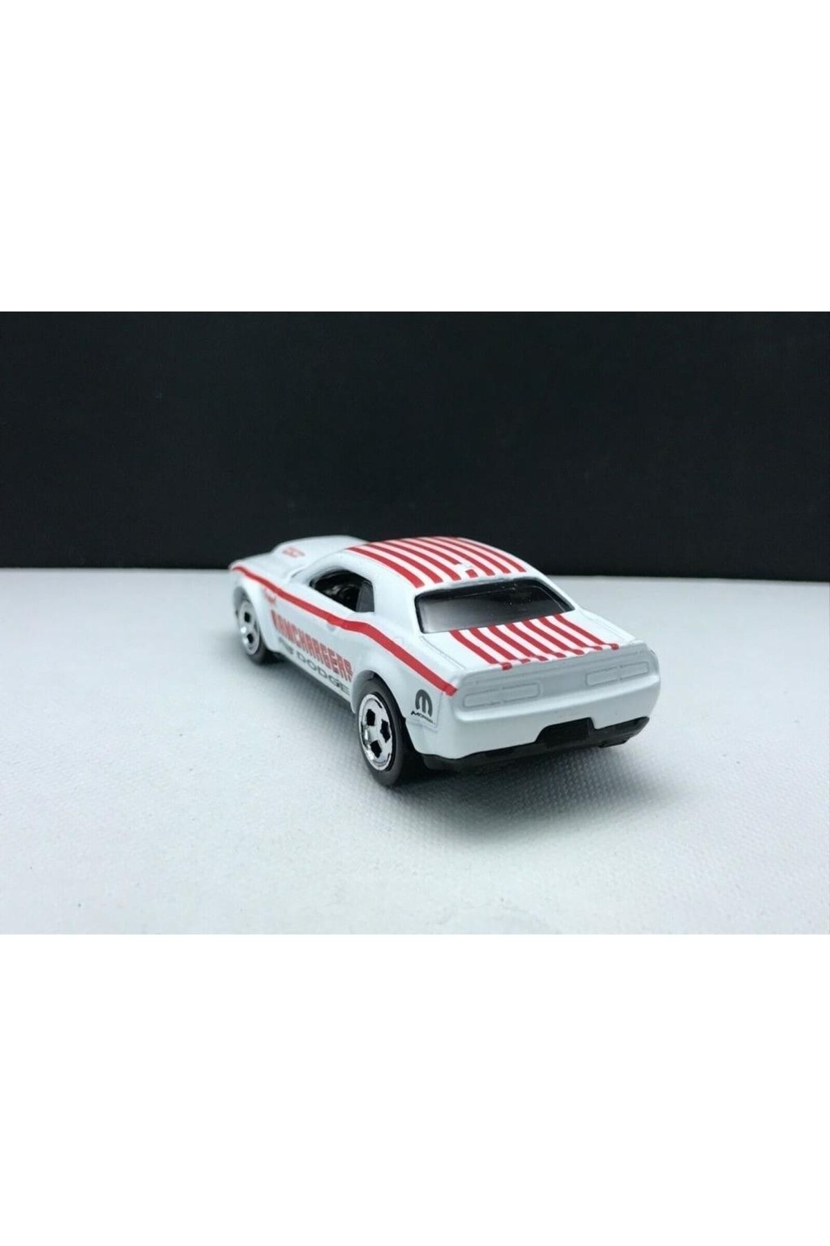 Hot Wheels Tekli Arabalar 18 Dodge Challenger Srt Demon Hcv31 Fiyatı