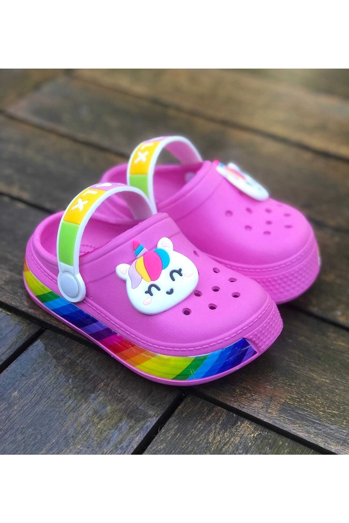 Pandalina Çocuk Sandalet Kaydırmaz Taban Hellokity Figürlü Lüx Çocuk ...