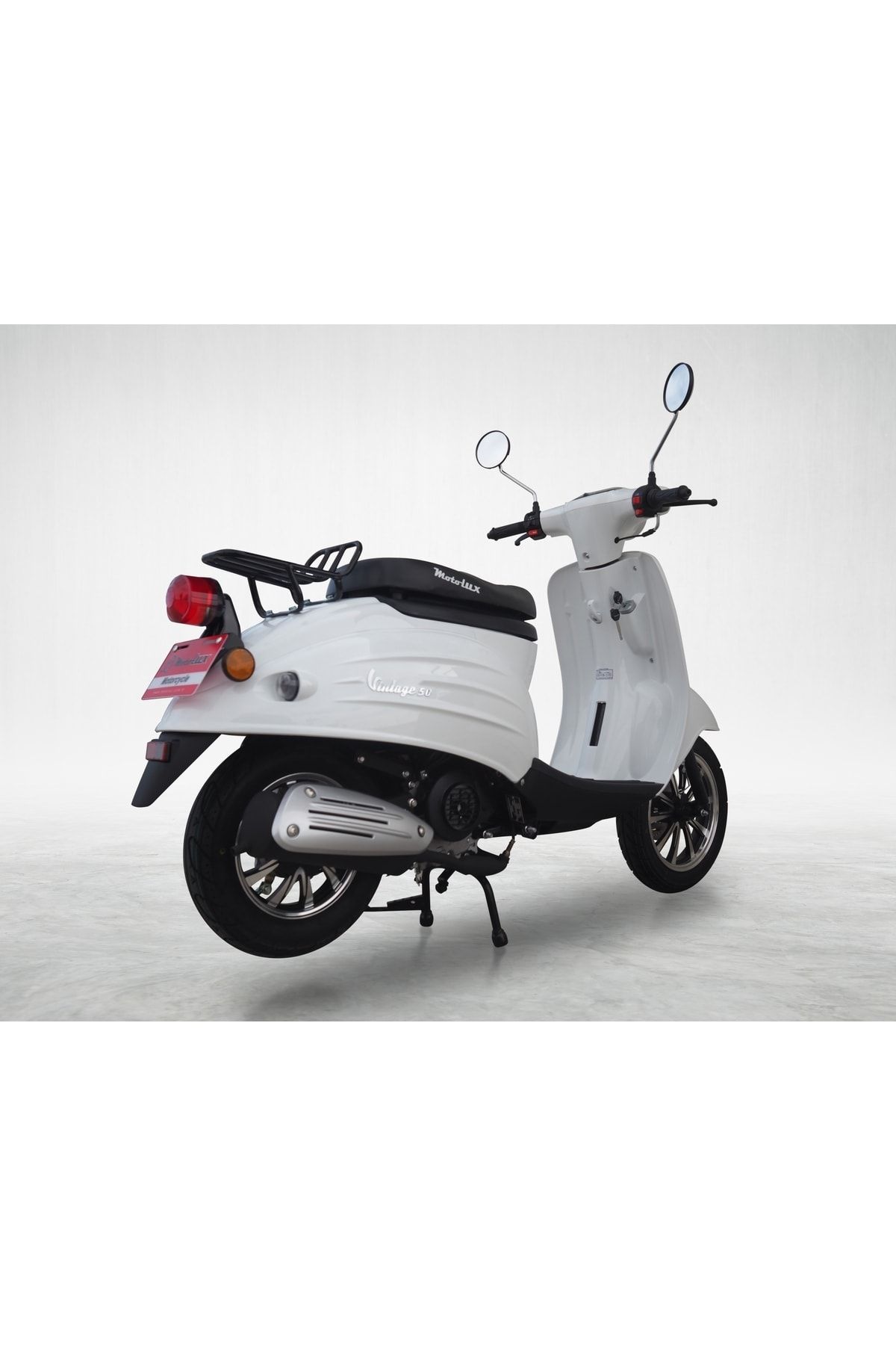 Motolux Vintage 50 cc Benzinli Scooter Beyaz Fiyatı, Yorumları - Trendyol Motolux Vintage 50 cc Benzinli Scooter Beyaz Fiyatı, Yorumları - Trendyol