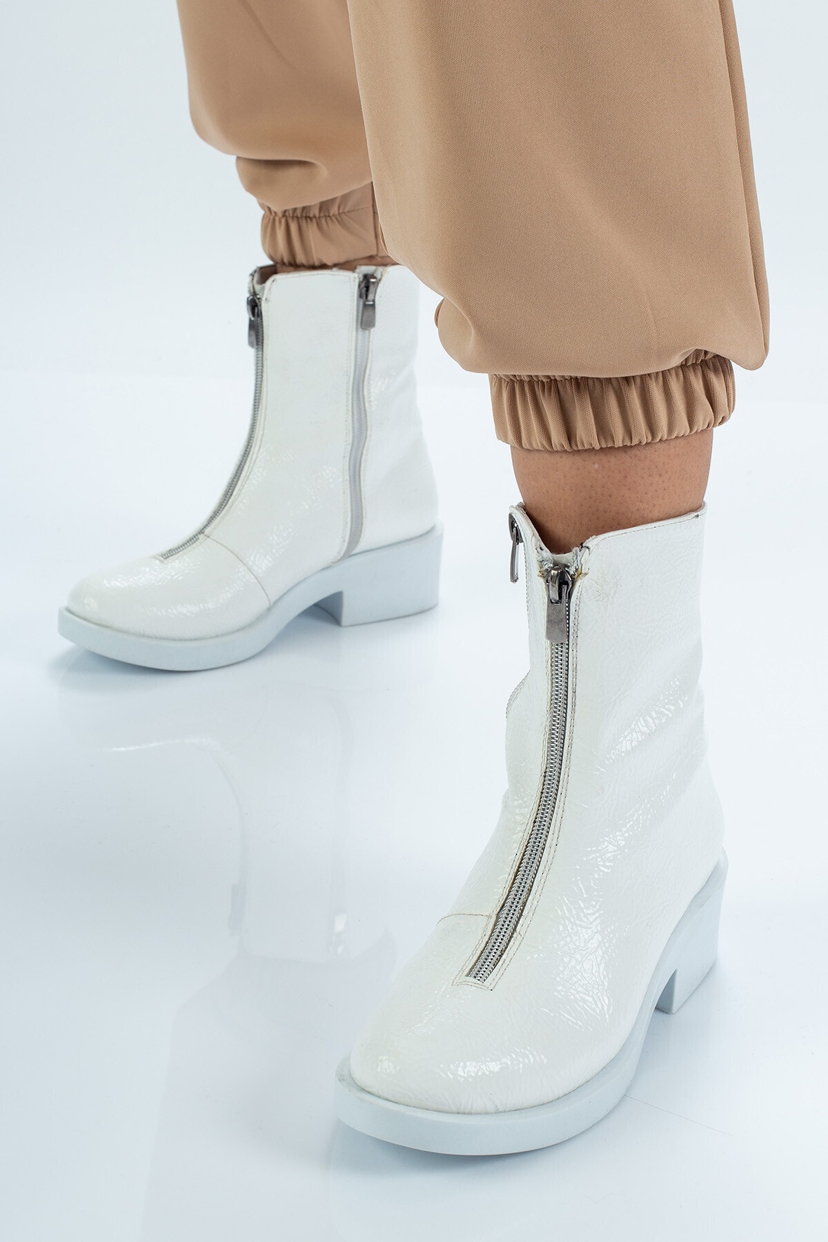 tuwoshoes Kadın Beyaz Star Önder Fermuarlı Bot